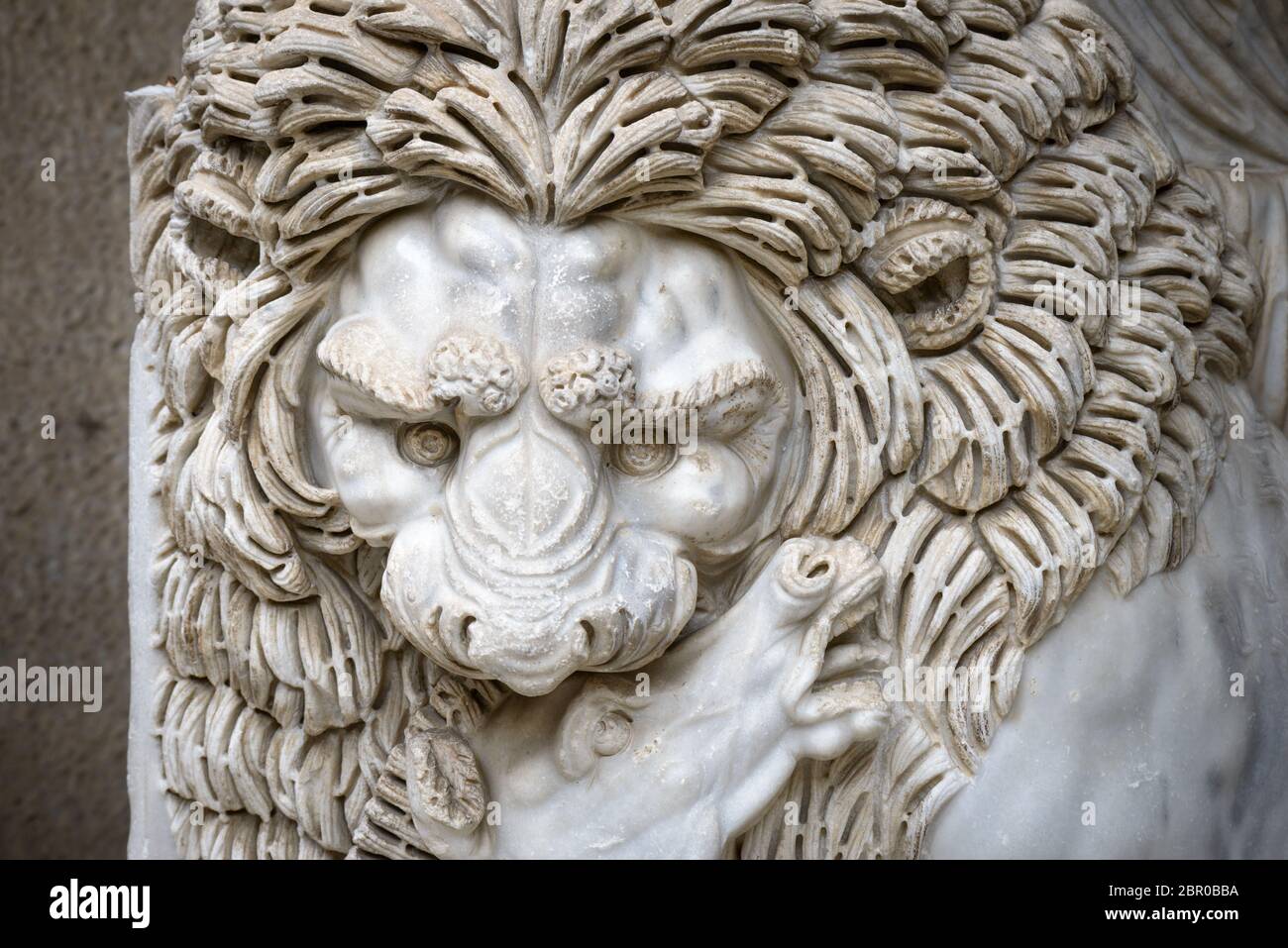 An ancient lion Head sculpture in Rome Stock Photo - Alamy
