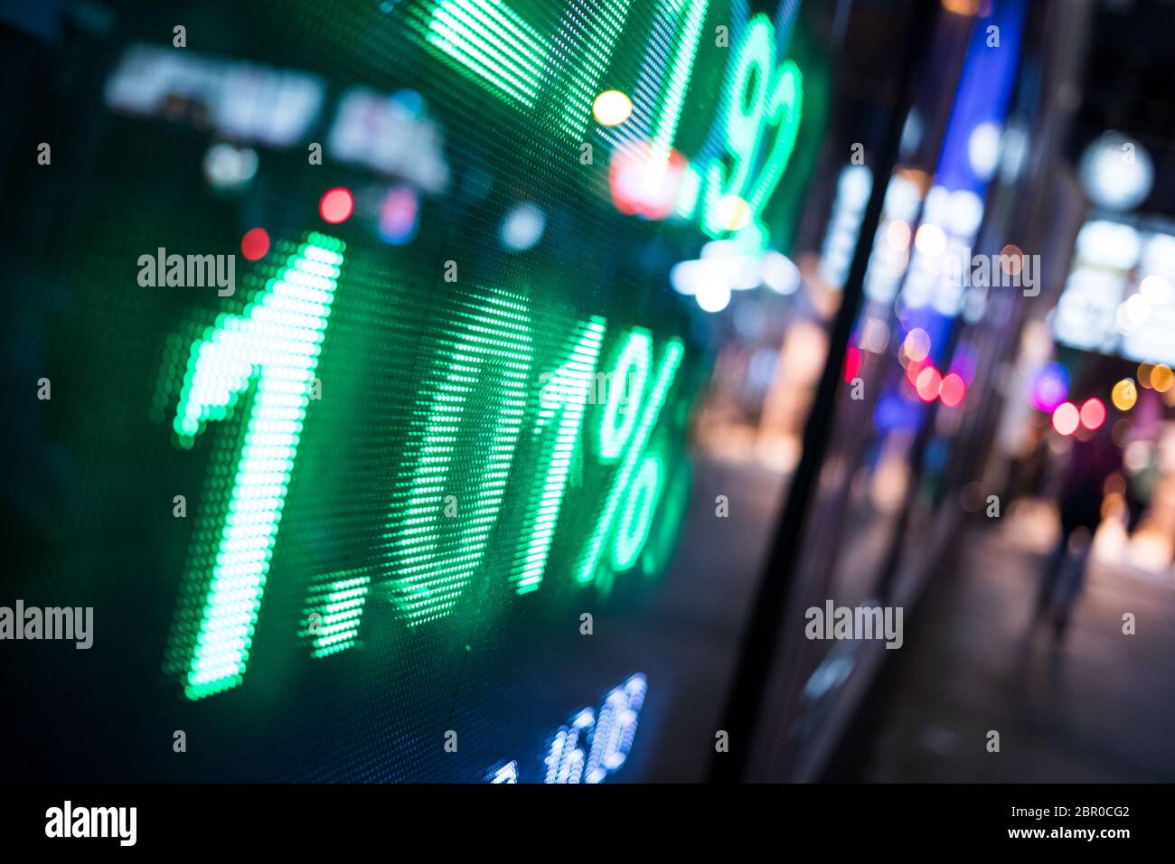 Stock market numbers street hi-res stock photography and images - Alamy