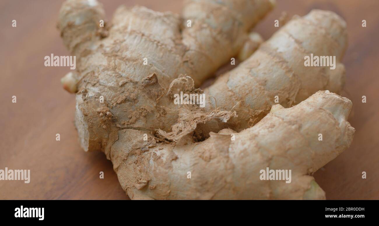 Fresh ginger close up Stock Photo - Alamy