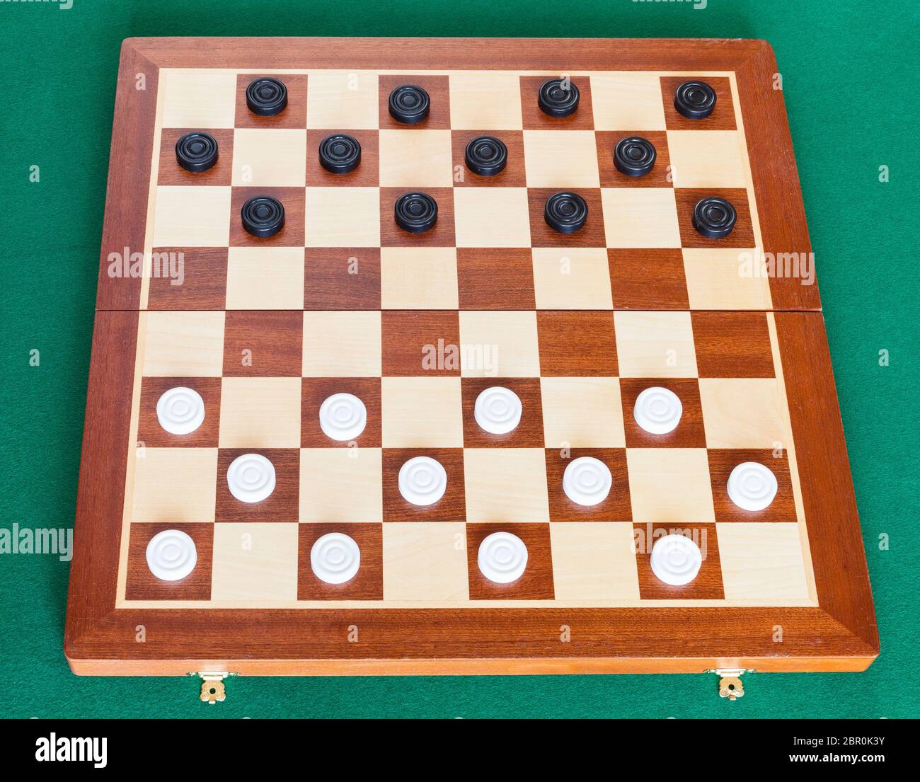 Checkered gameboard hi-res stock photography and images - Alamy