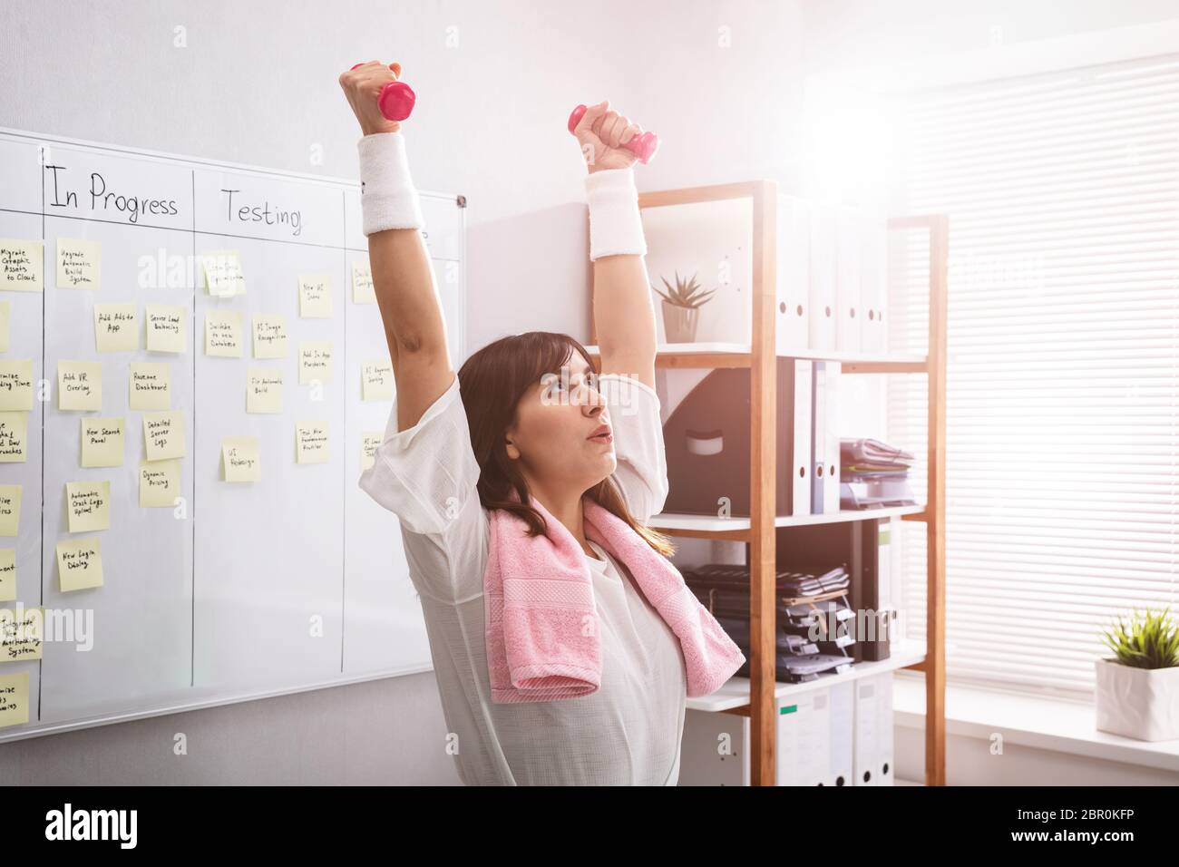 Dumbbell files hi-res stock photography and images - Alamy