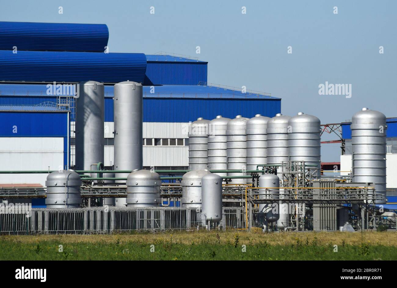 Pile of rusty radiators hi-res stock photography and images - Alamy
