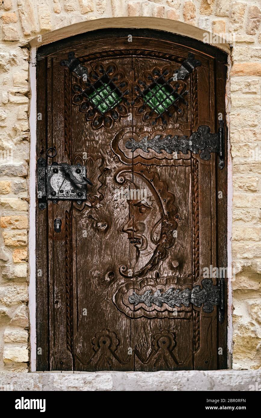 Fretwork door hi-res stock photography and images - Alamy