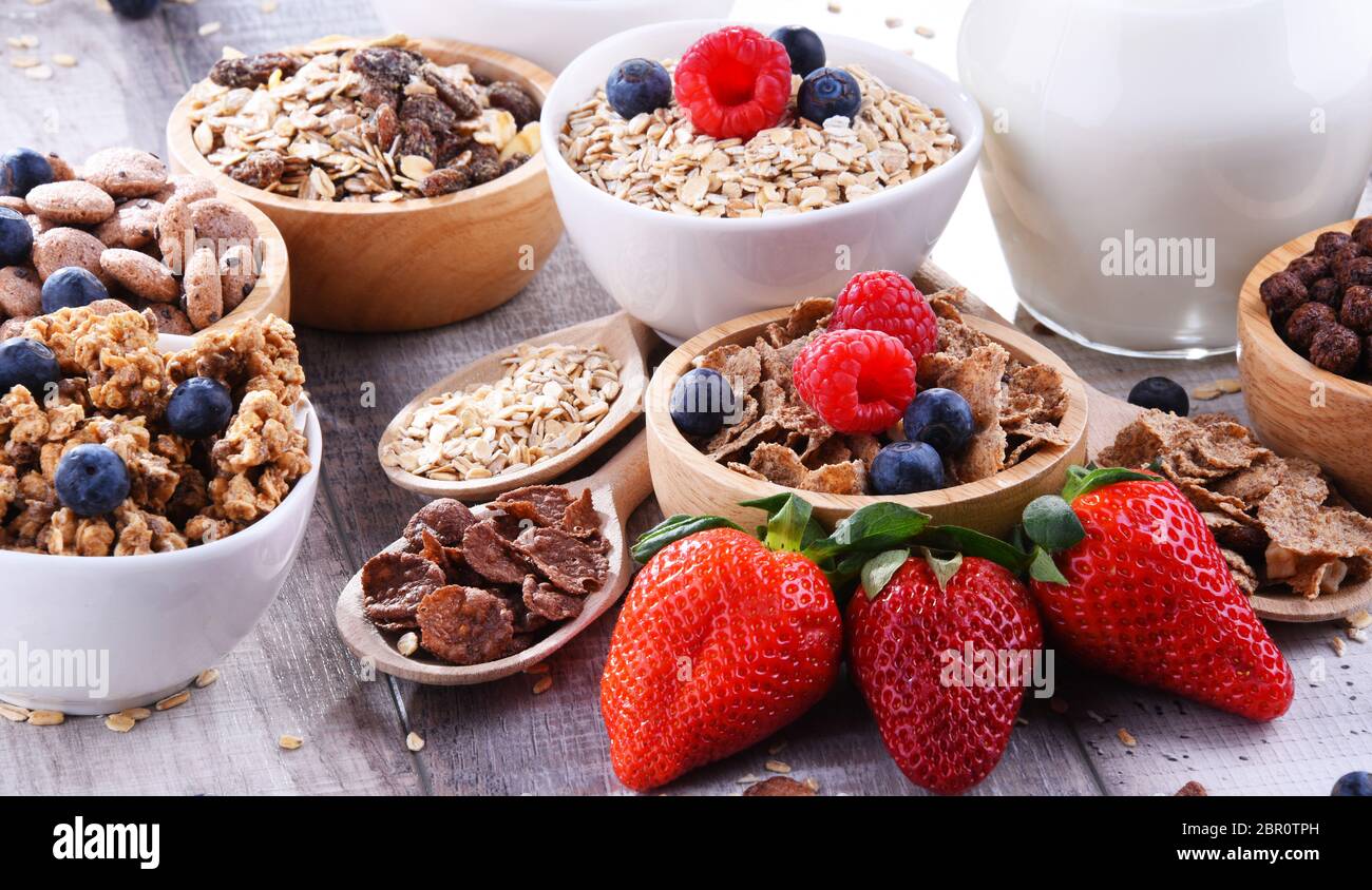 Bowls containing different sorts of breakfast cereal products Stock ...