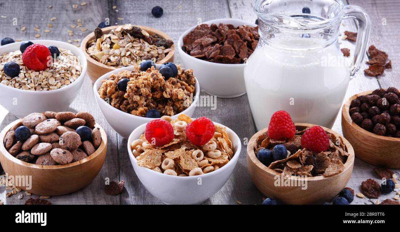 Bowls containing different sorts of breakfast cereal products Stock ...