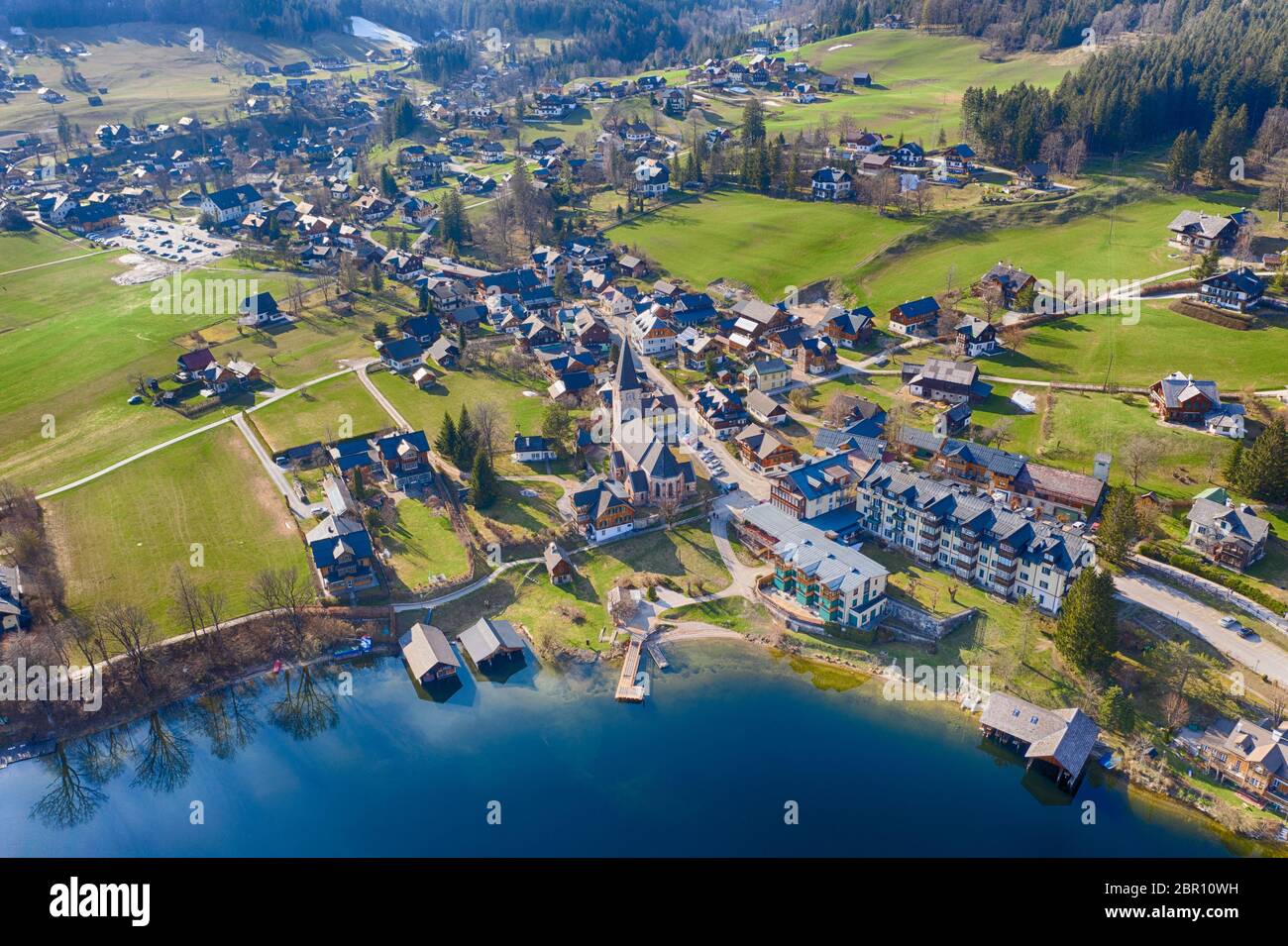 Altaussee and lake Altausseer See in the Salzkammergut in Austria Stock ...