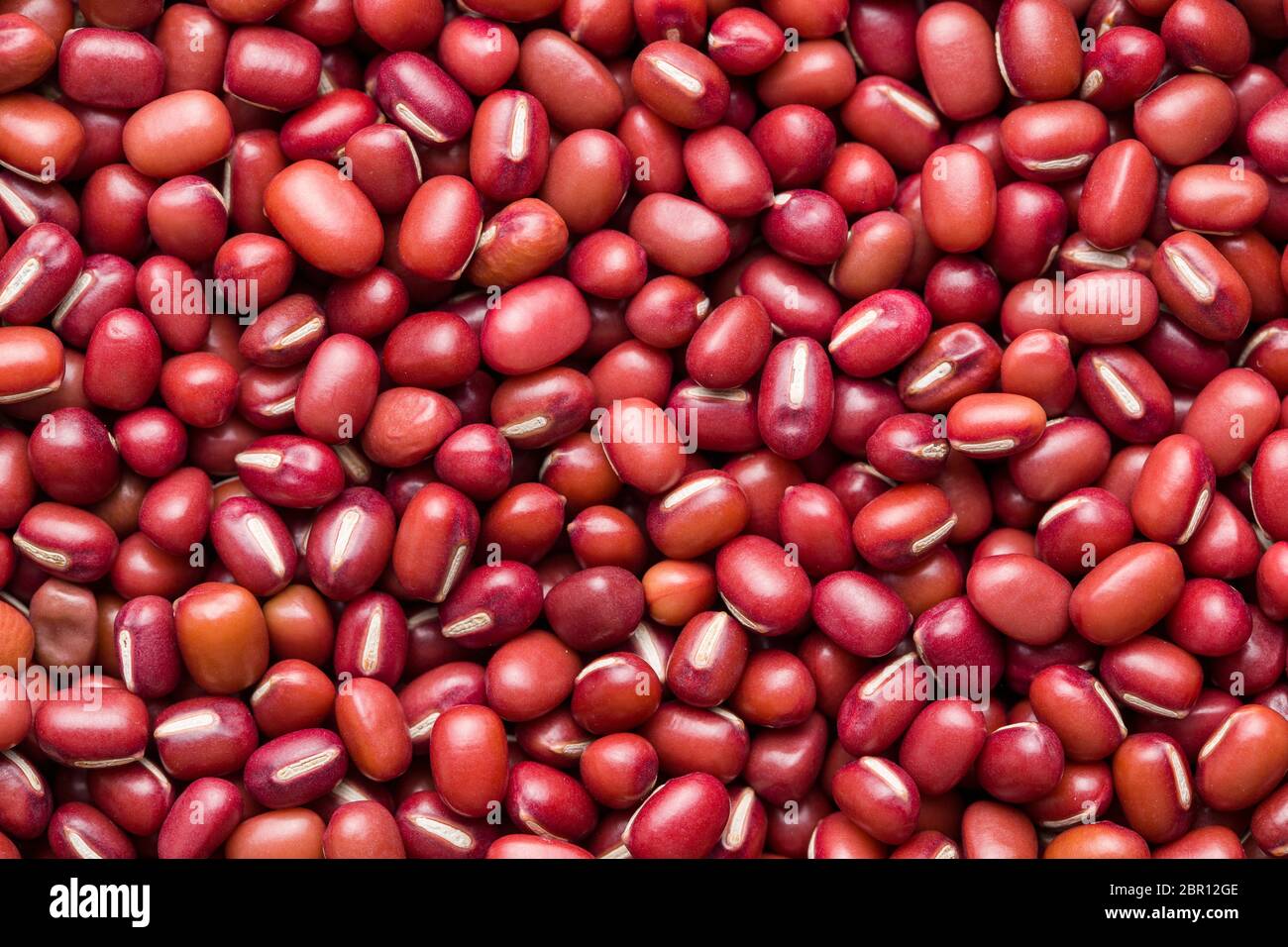 Red adzuki beans. Texture of beans Stock Photo - Alamy