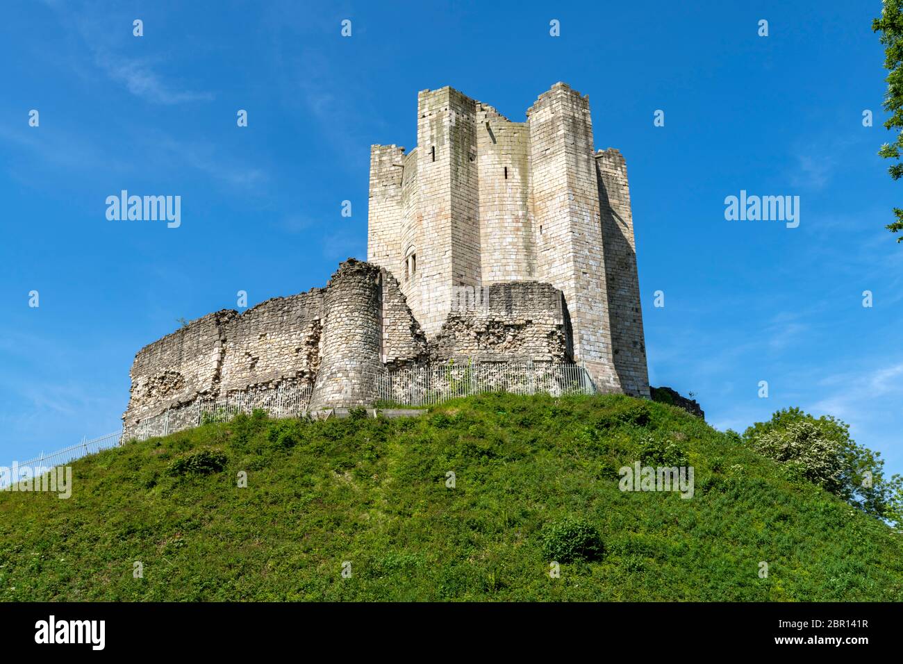 Conisbrough landmark hi-res stock photography and images - Alamy