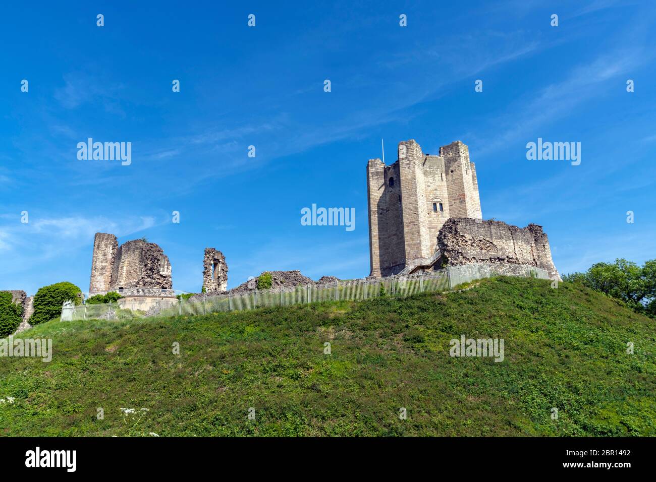 Conisbrough castle hi-res stock photography and images - Alamy