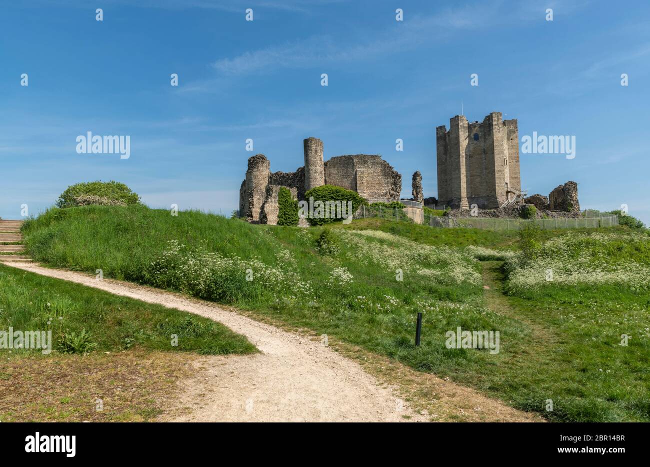 Conisbrough landmark hi-res stock photography and images - Alamy