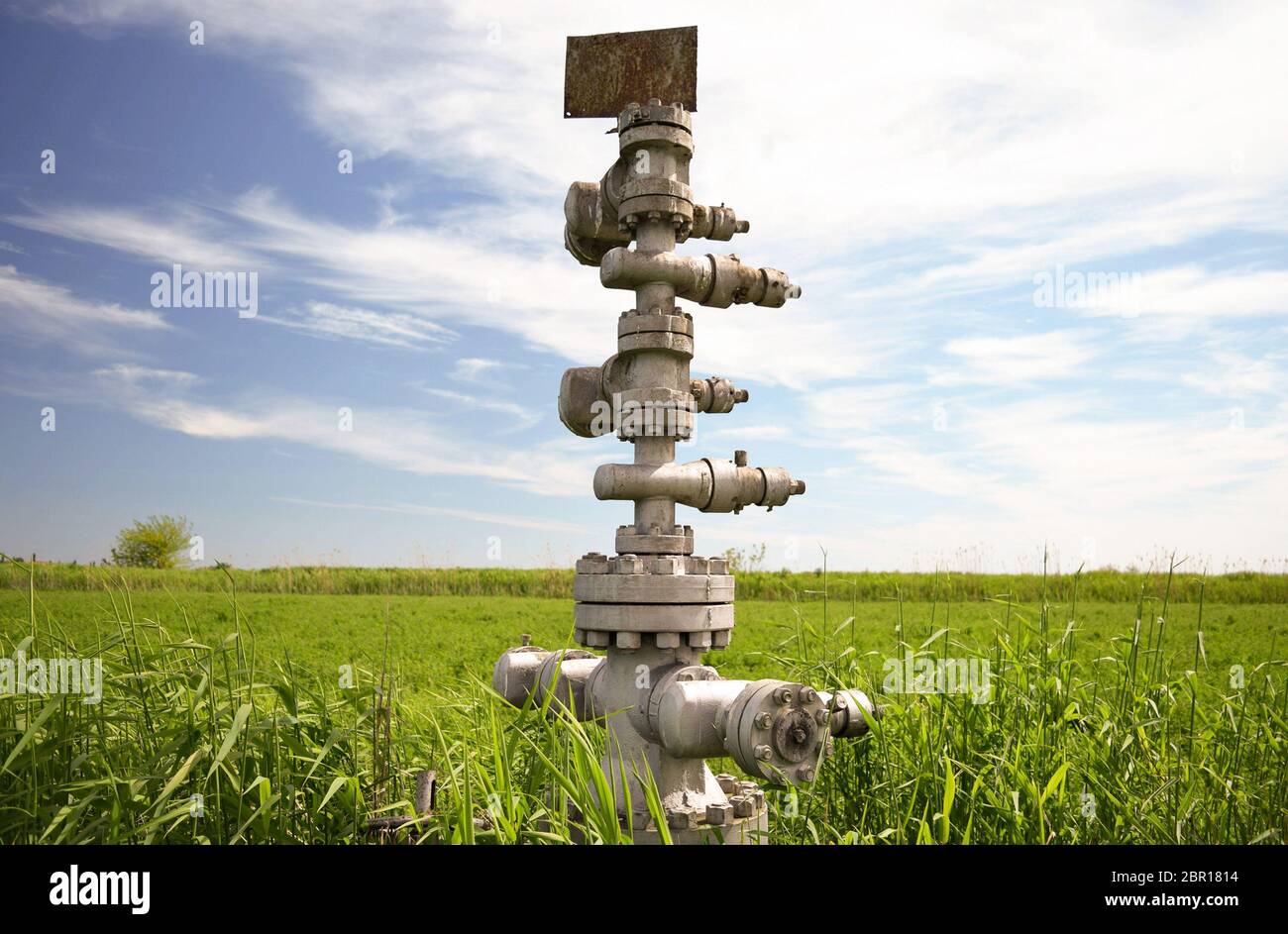 Oilfield service and equipment hi-res stock photography and images - Alamy