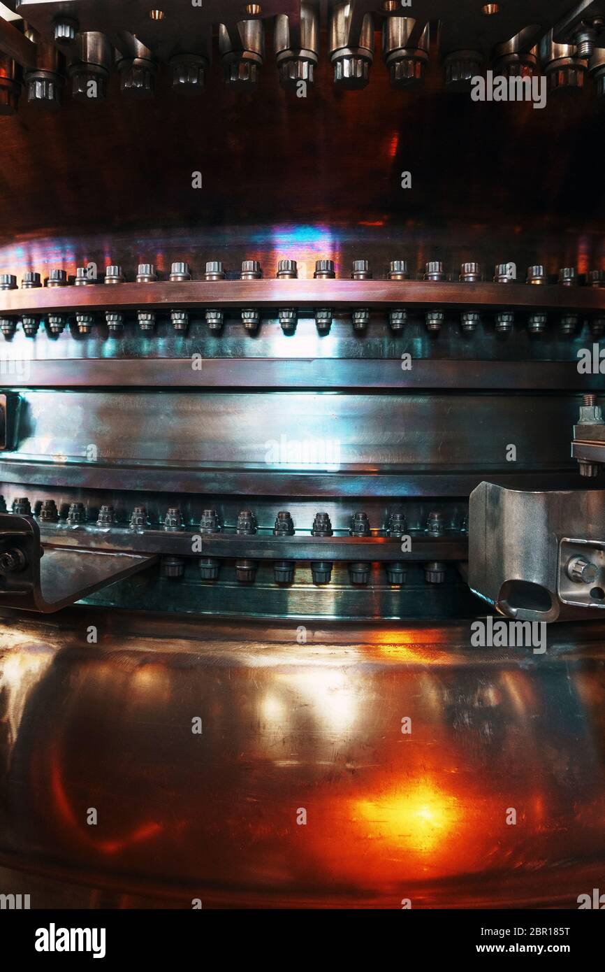 Element of a turbo compressor of a gas turbine, individual parts of an ...