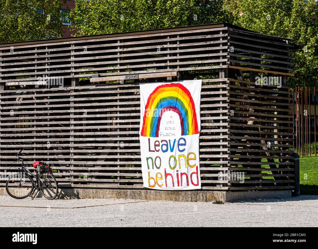 Leave no one behind sign hi-res stock photography and images - Alamy