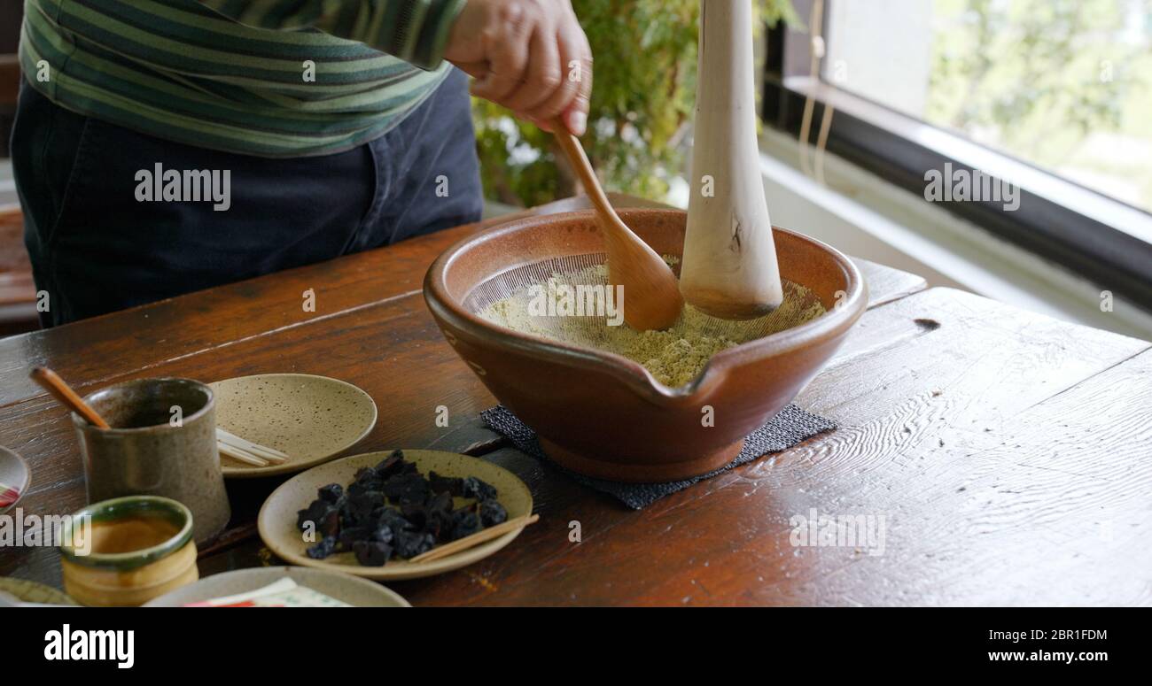 The process of making traditional chinese ground tea, Hakka Lai Cha ...