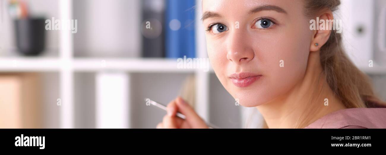 Good looking lady hi-res stock photography and images - Alamy