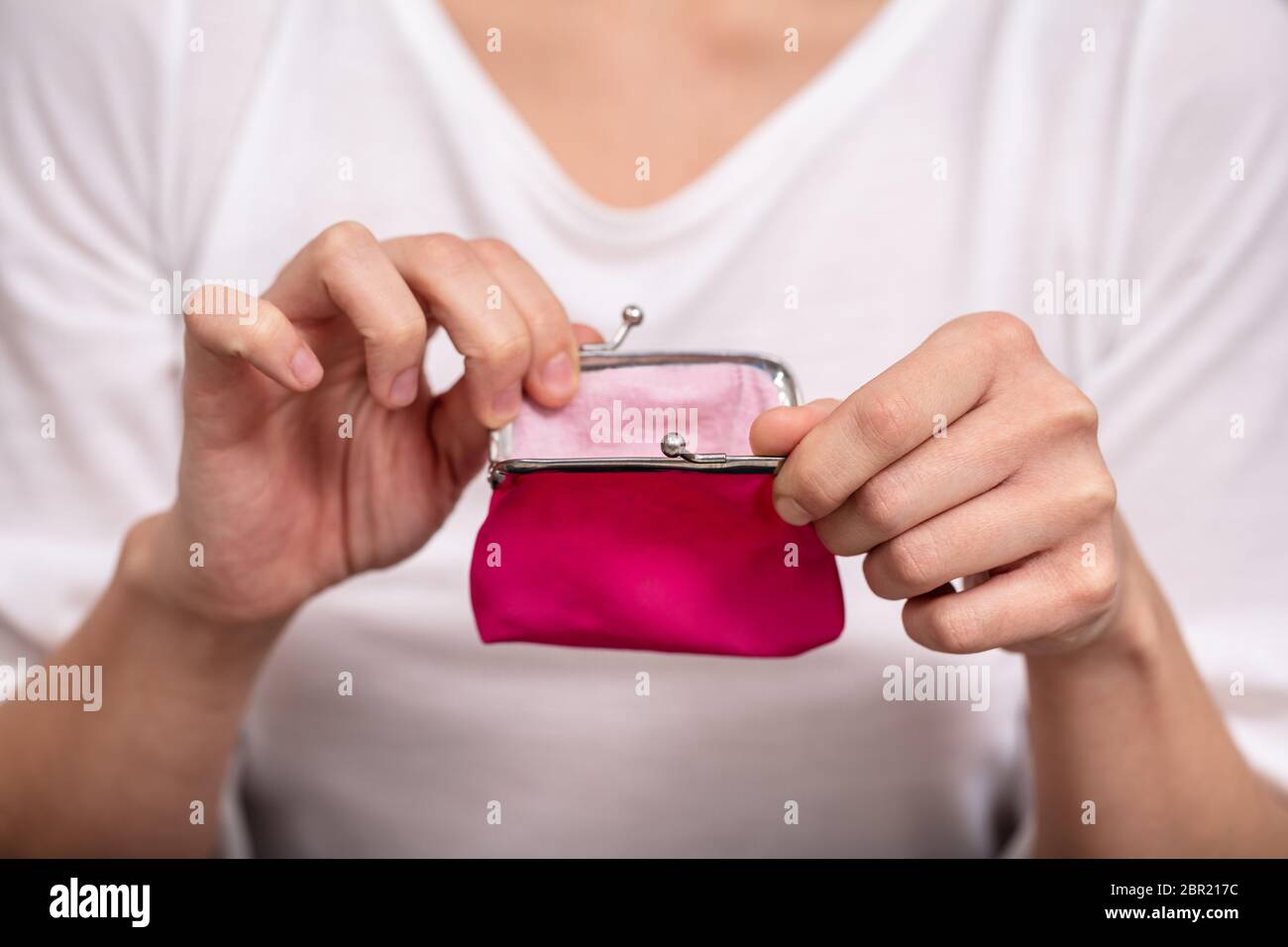 Opening purse hi-res stock photography and images - Alamy