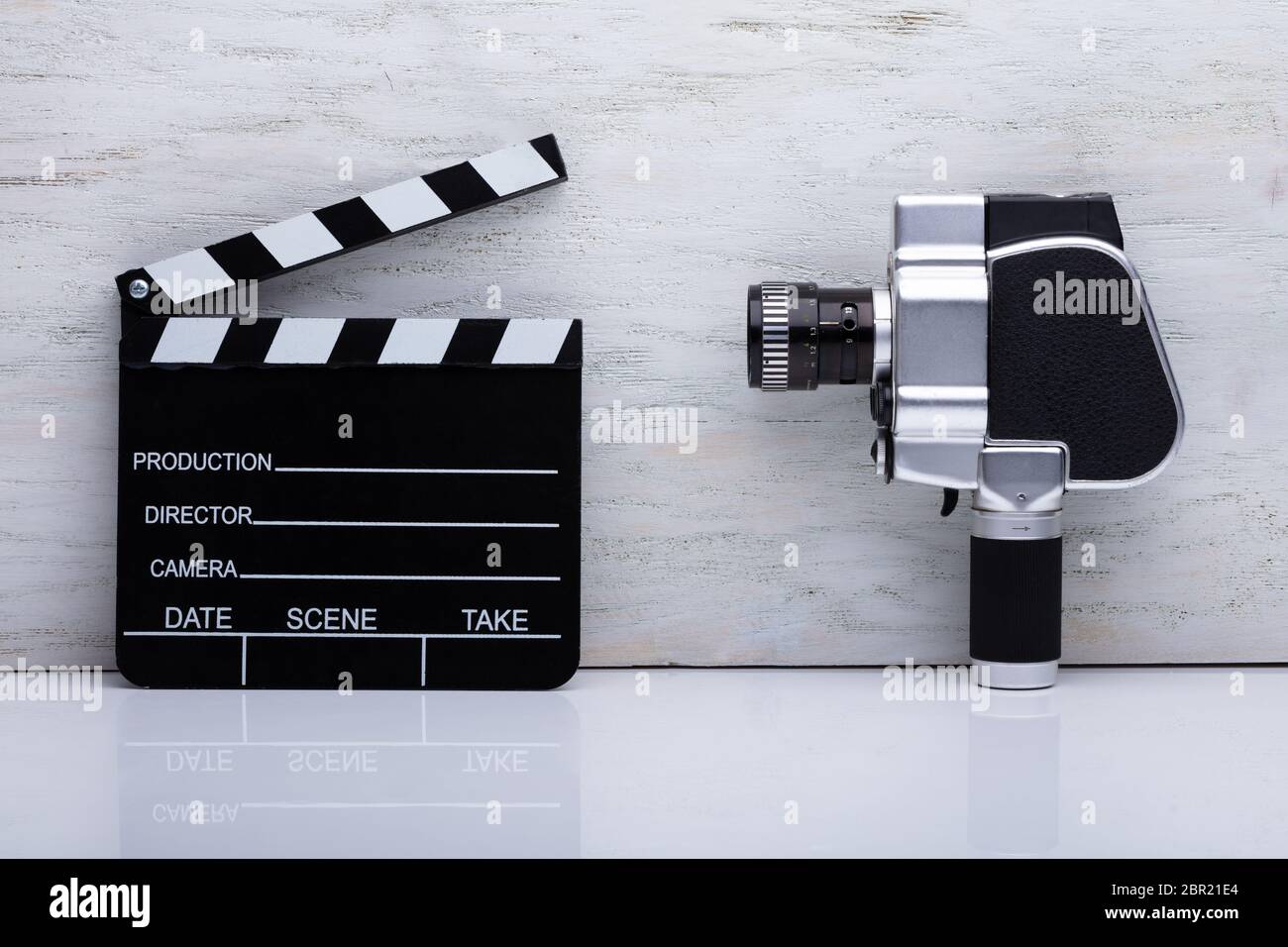 Film producer production desk hi-res stock photography and images - Alamy
