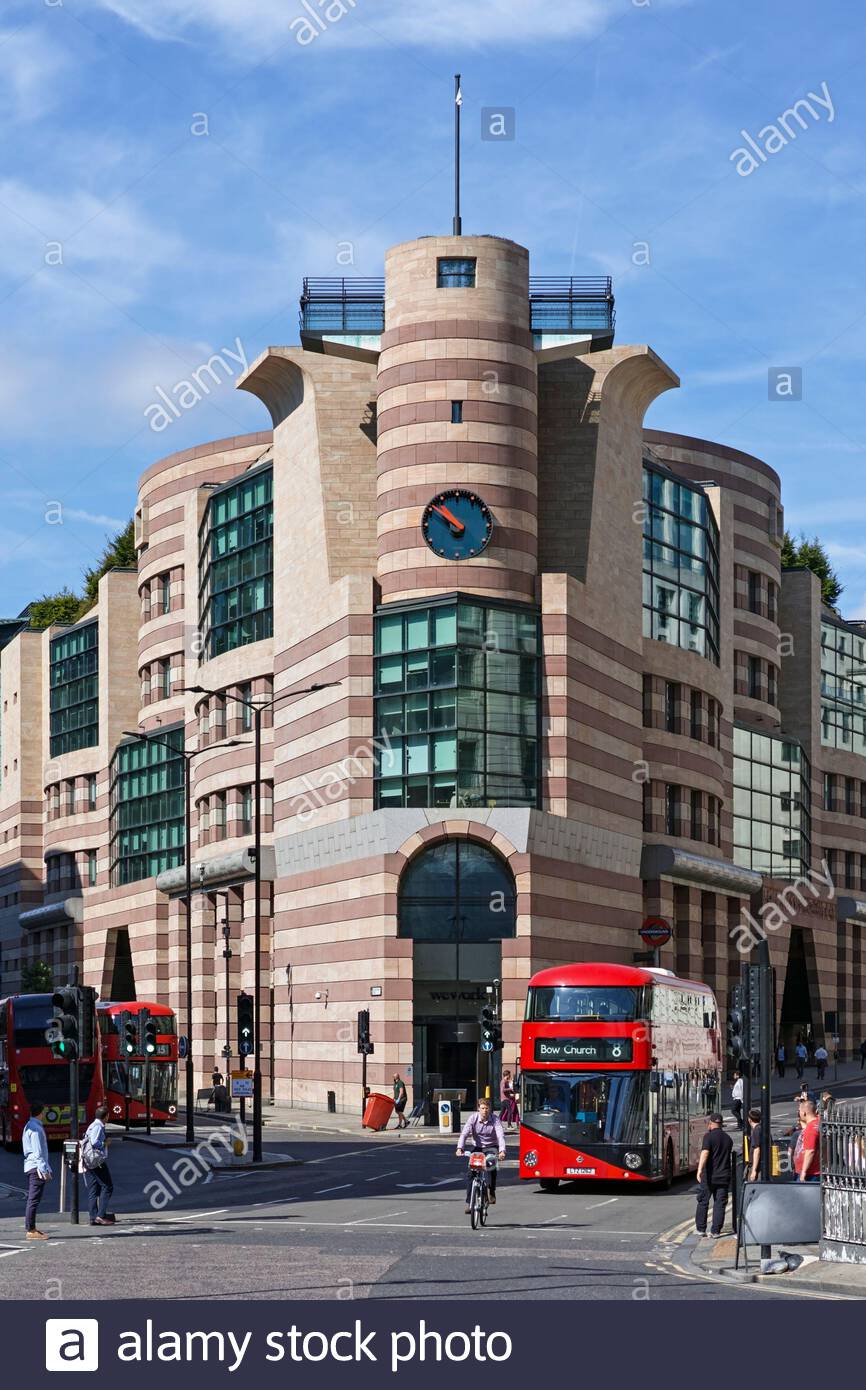 Post Modern Architecture High Resolution Stock Photography and Images ...