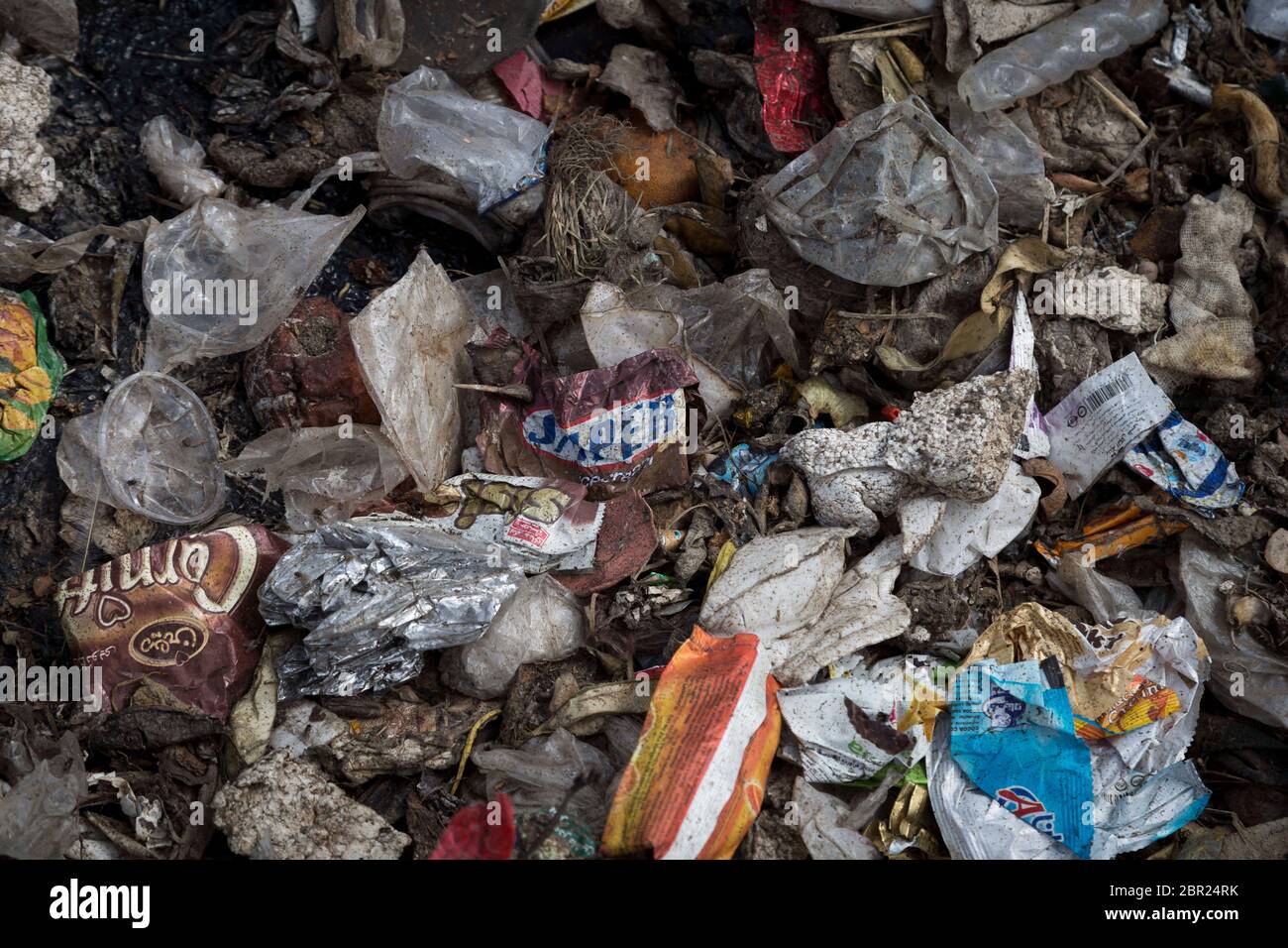 Ray, Tehran, IRAN. 19th May, 2020. A view of Arad-Kouh garbage disposal ...