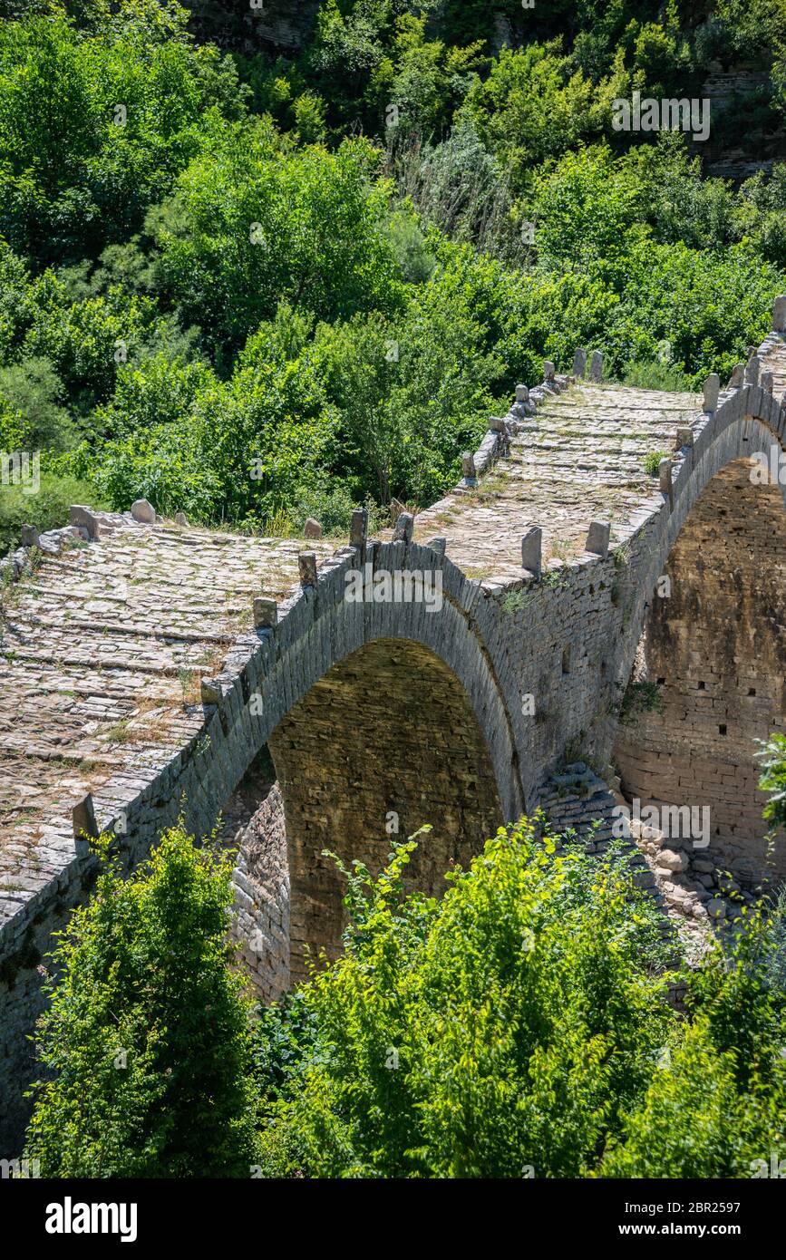 Triple arch bridge greece hi-res stock photography and images - Alamy