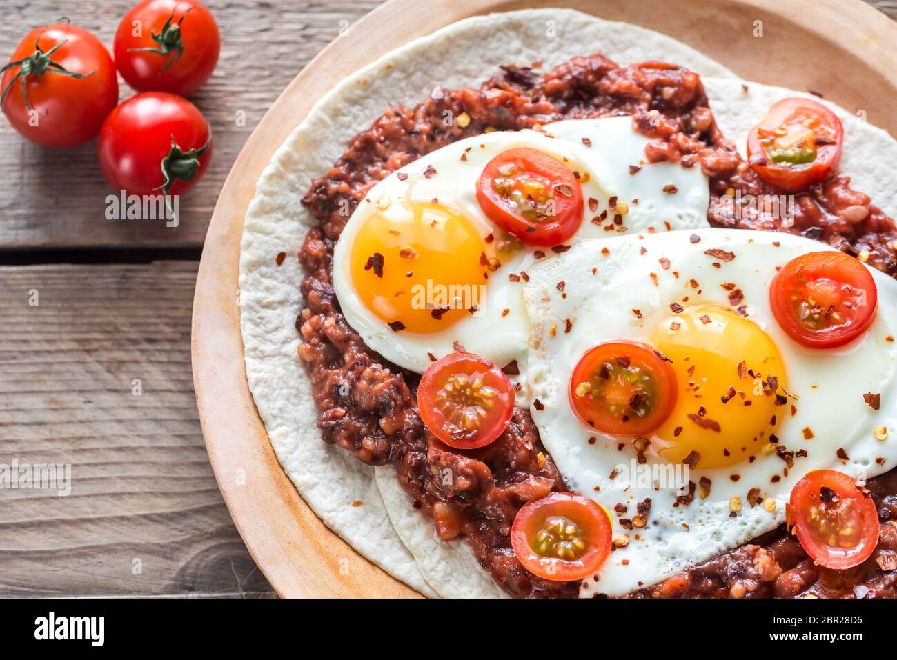 Two mexican fried eggs hi-res stock photography and images - Alamy
