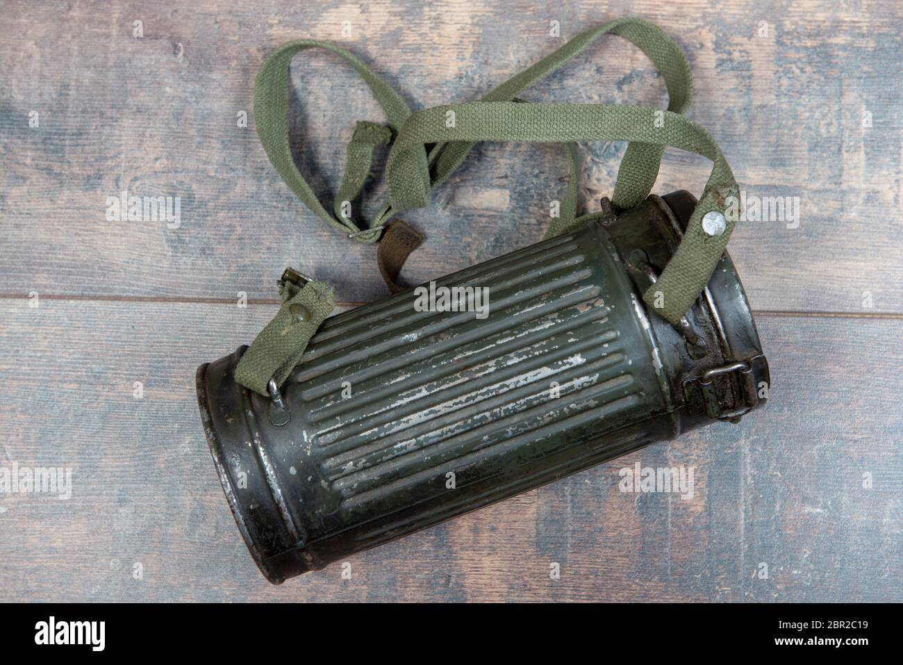 Ww2 gas mask box hi-res stock photography and images - Alamy