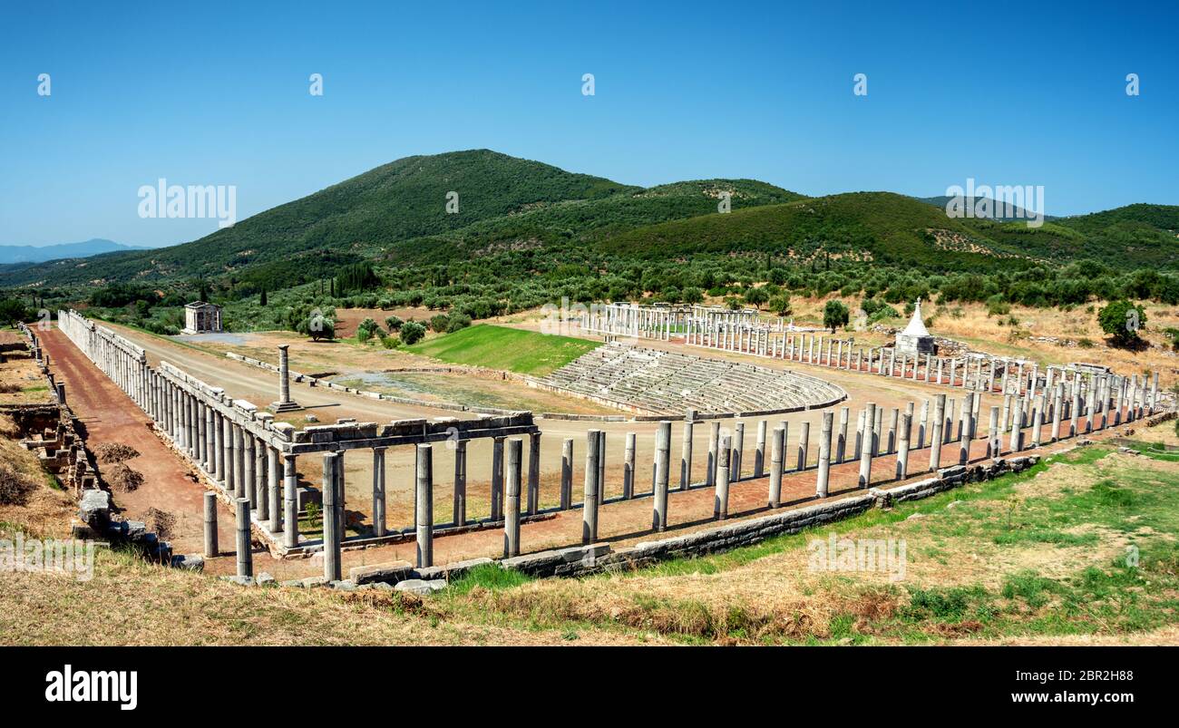 Ancient greek stadium hi-res stock photography and images - Alamy
