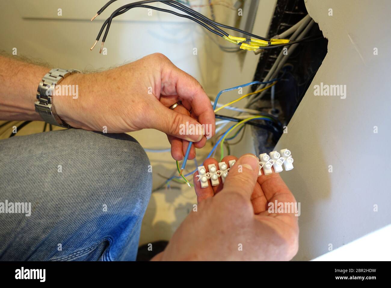 Electrical connecting block hi-res stock photography and images - Alamy