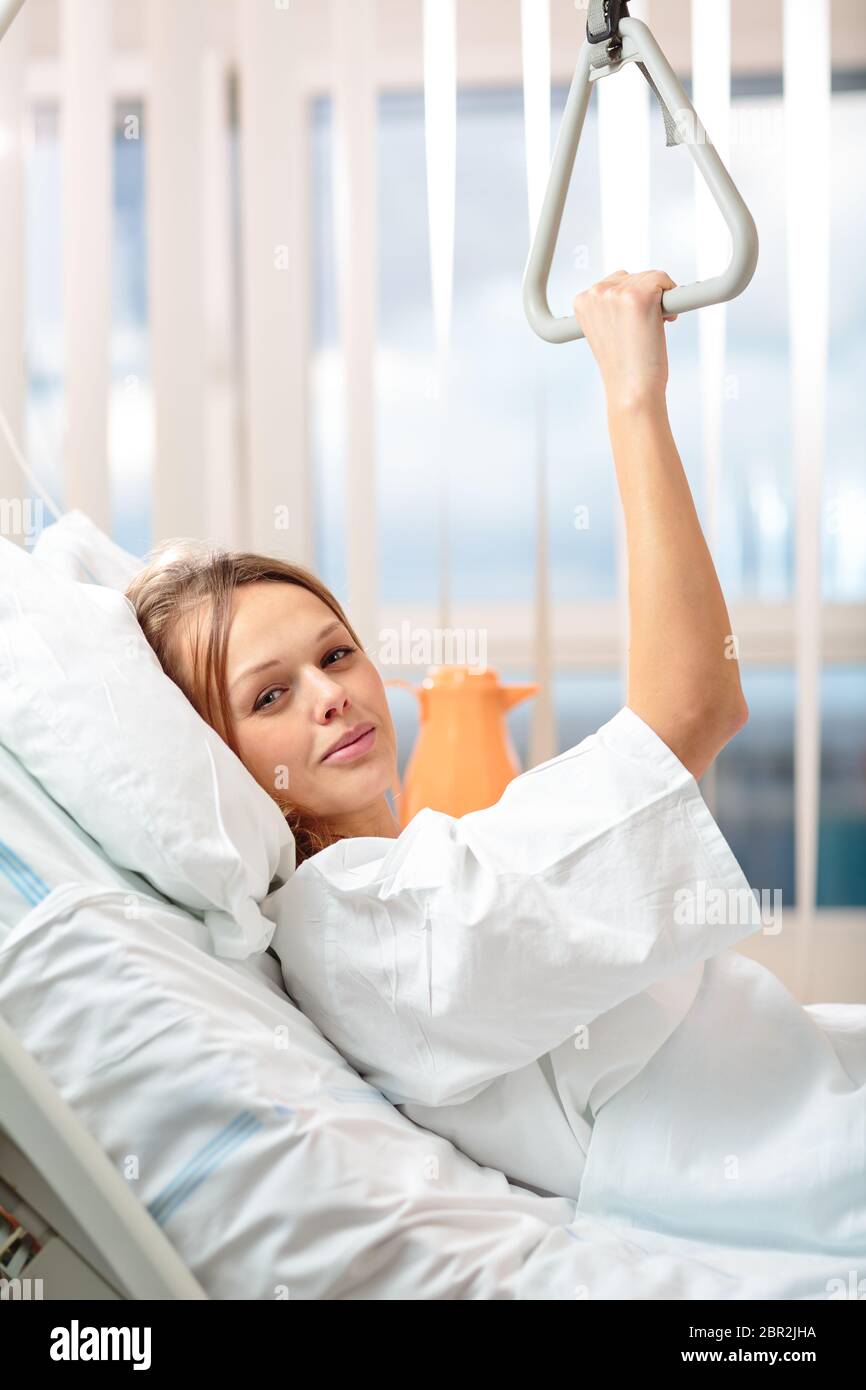 Hospitalize hi-res stock photography and images - Alamy
