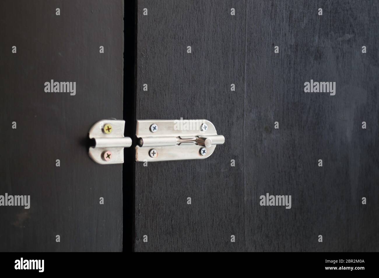 Steel door latch hi-res stock photography and images - Alamy