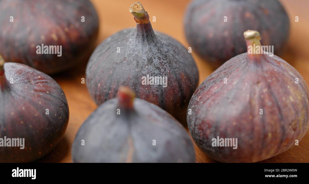 Ripe of Common fig Stock Photo - Alamy