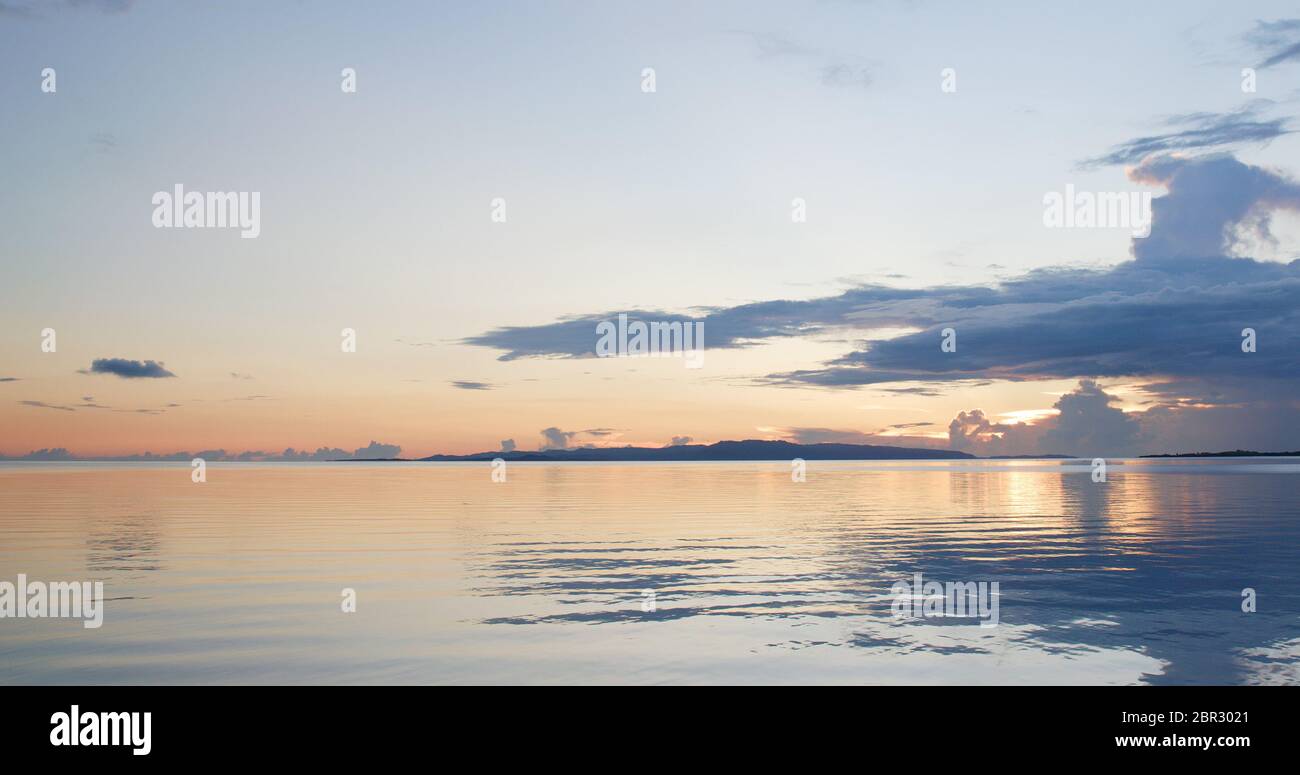 Clear sky sunet hi-res stock photography and images - Alamy