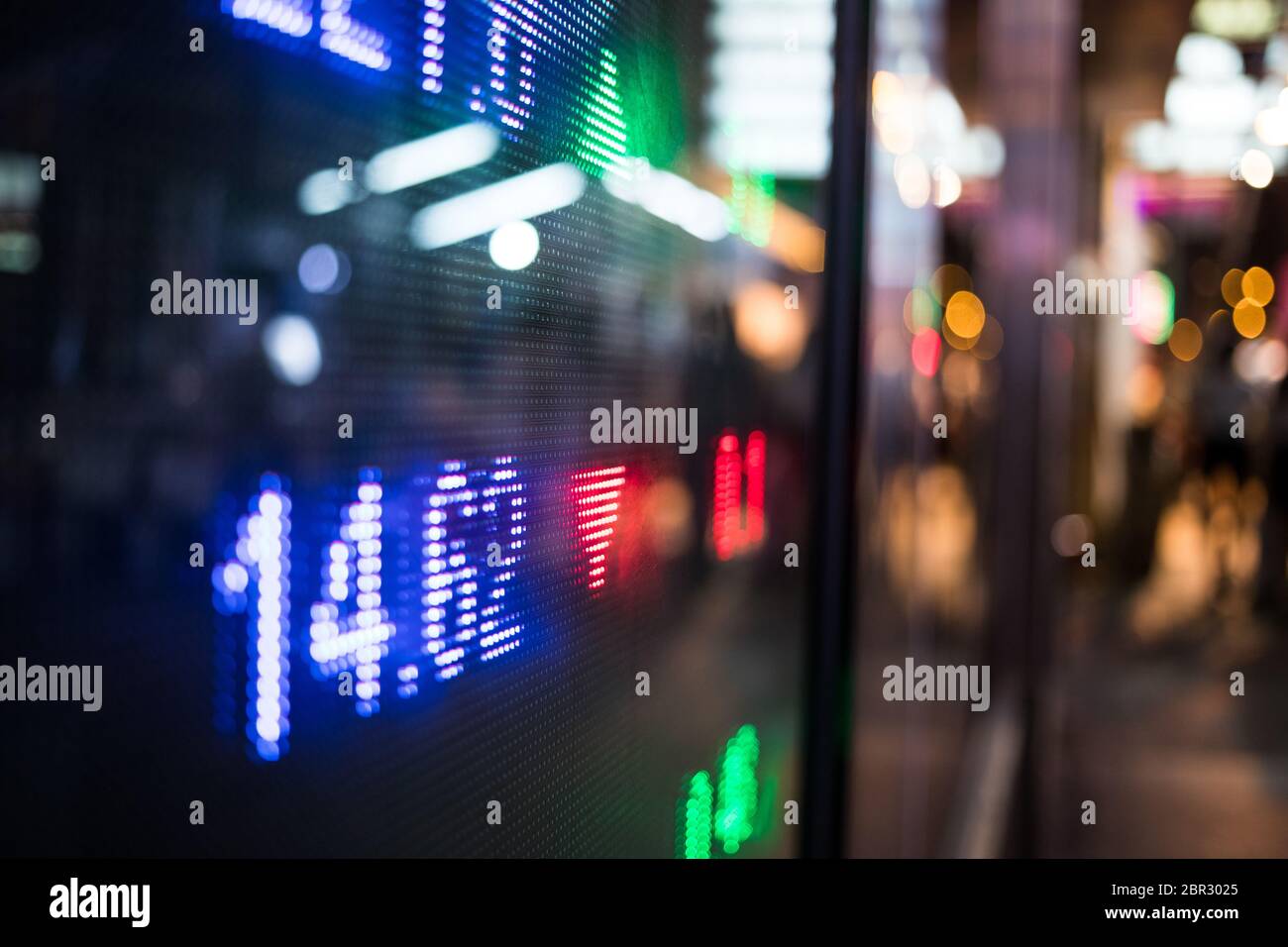Stock market price display Stock Photo - Alamy