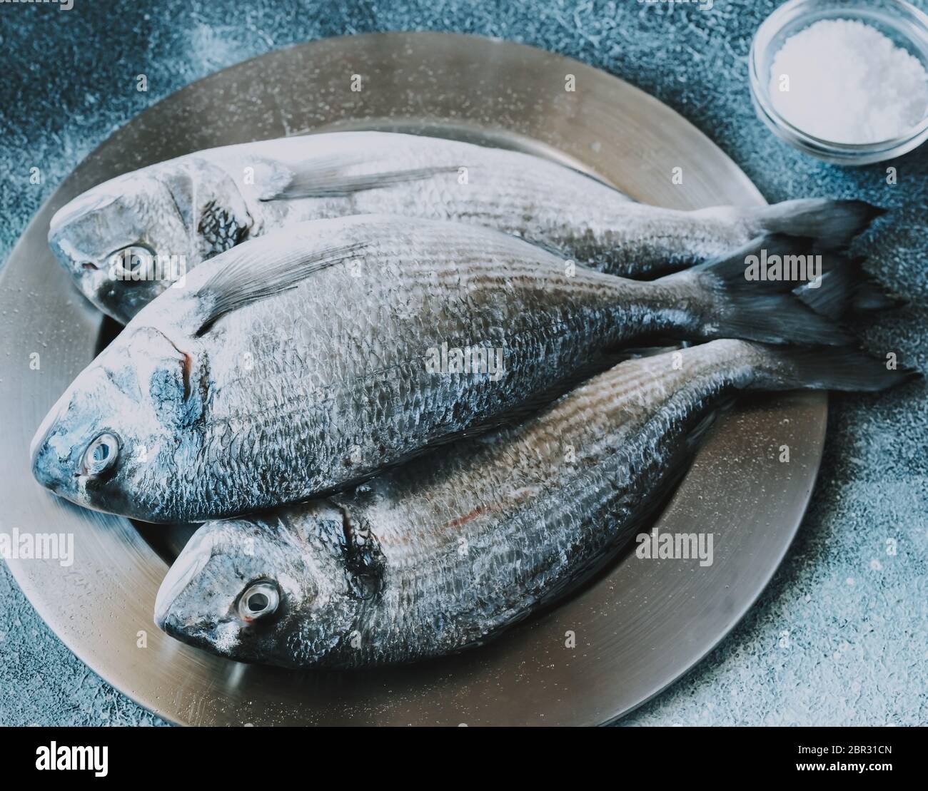 Sea bream (dorada) fish Stock Photo - Alamy