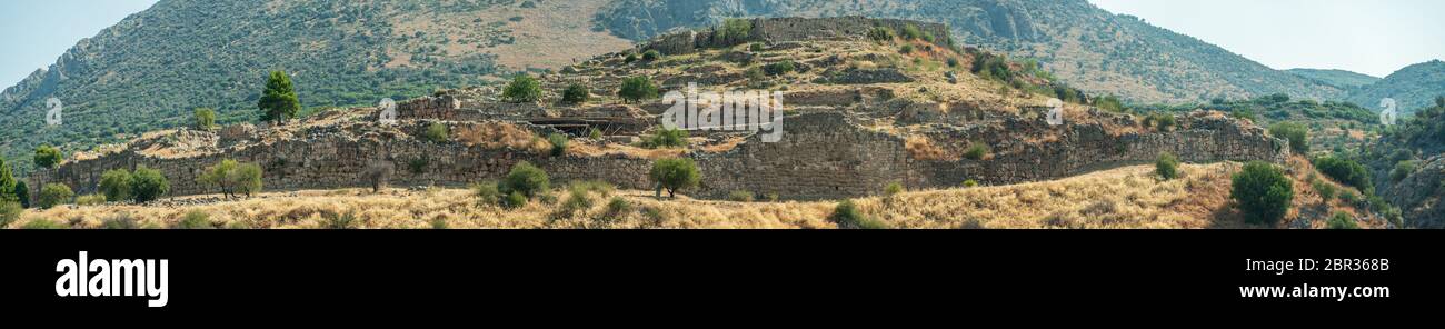 Mycenaean city architecture hi-res stock photography and images - Alamy