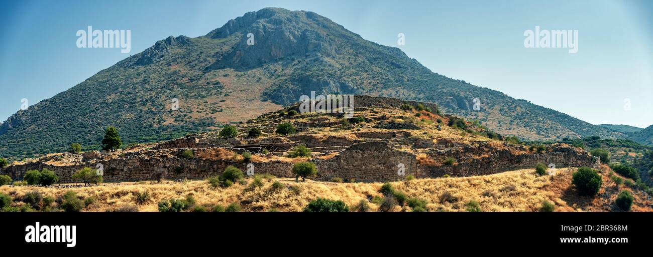 Mycenaean city architecture hi-res stock photography and images - Alamy