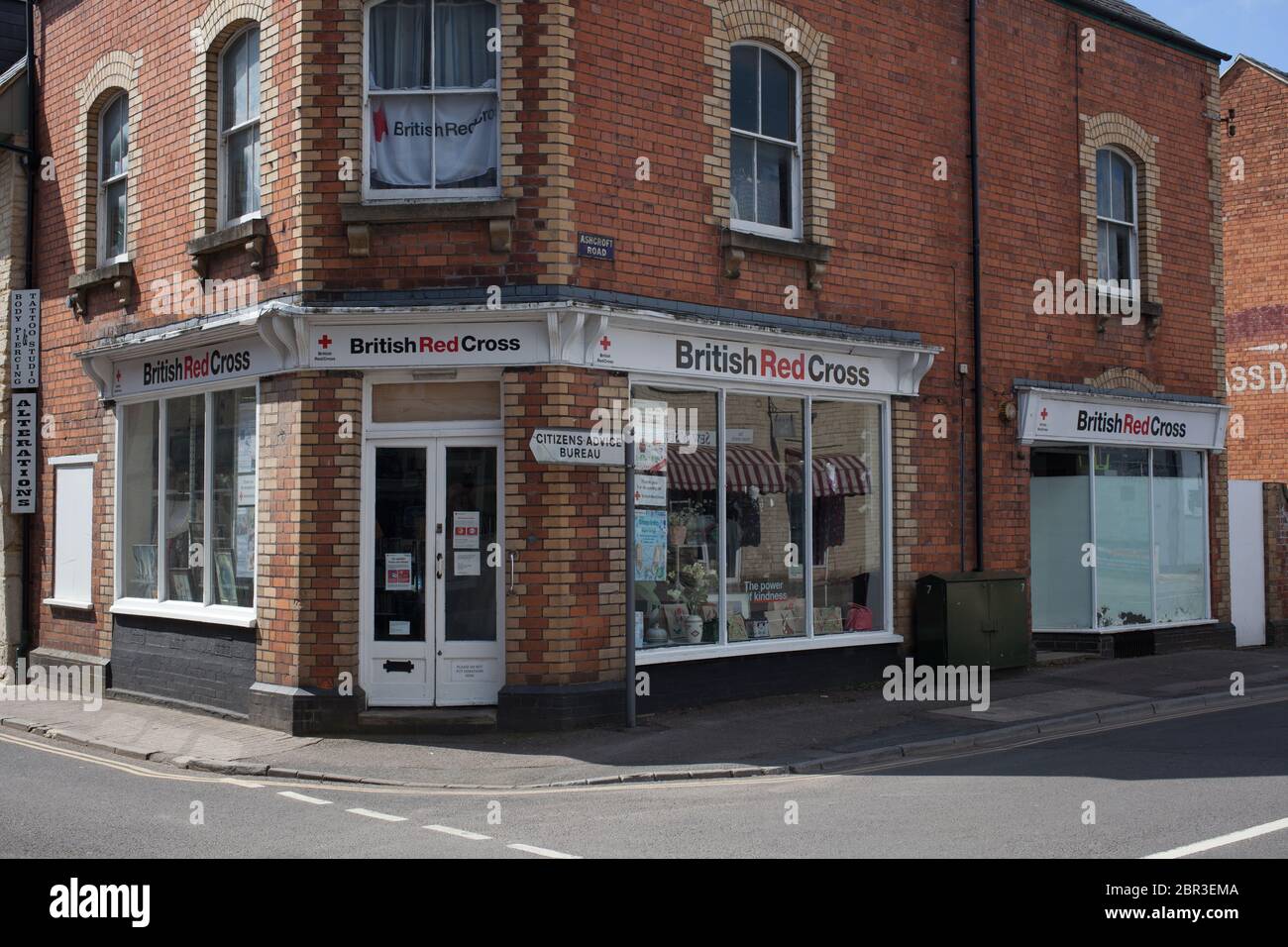 British red cross uk hi-res stock photography and images - Alamy