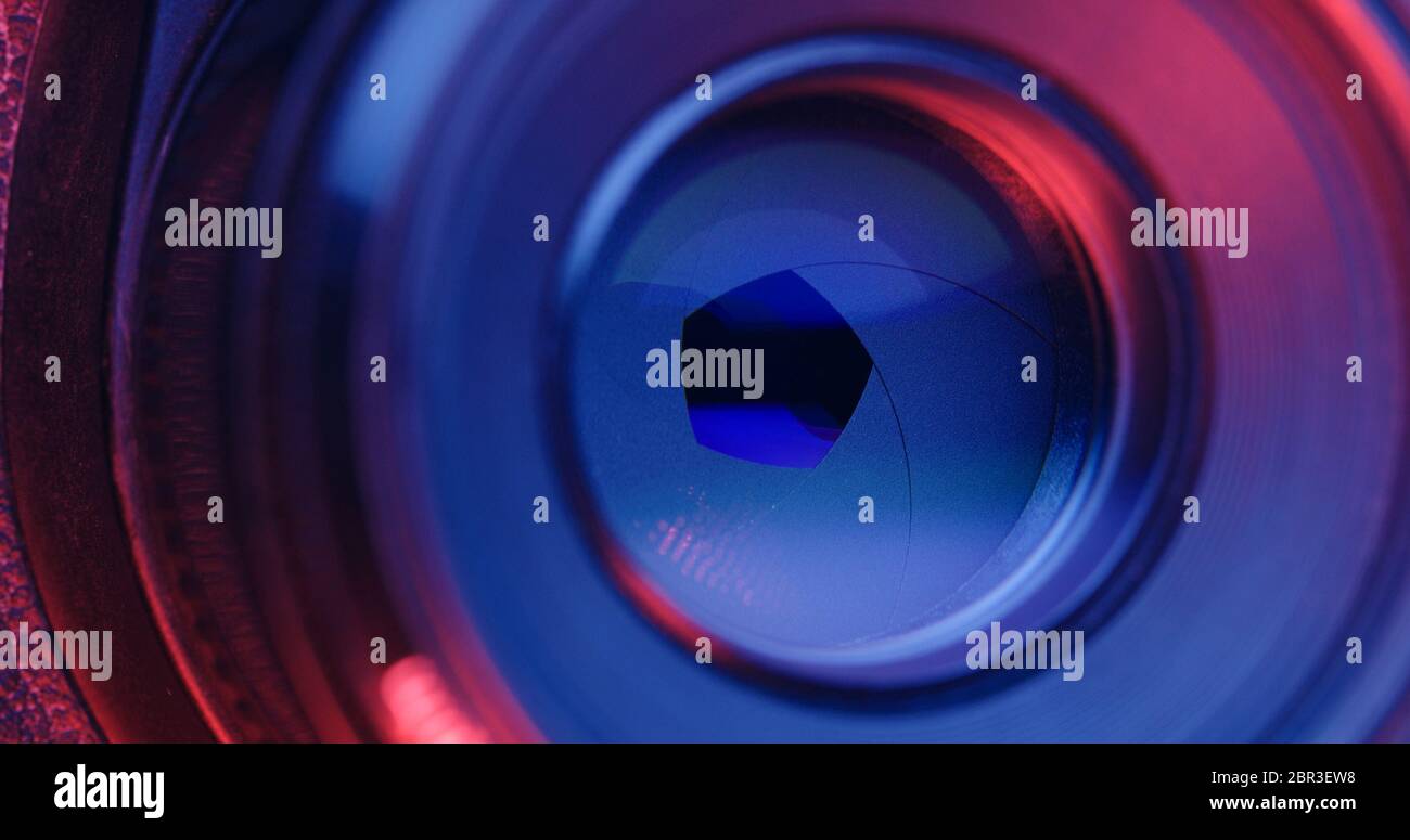 Changing aperture camera lens hi-res stock photography and images - Alamy
