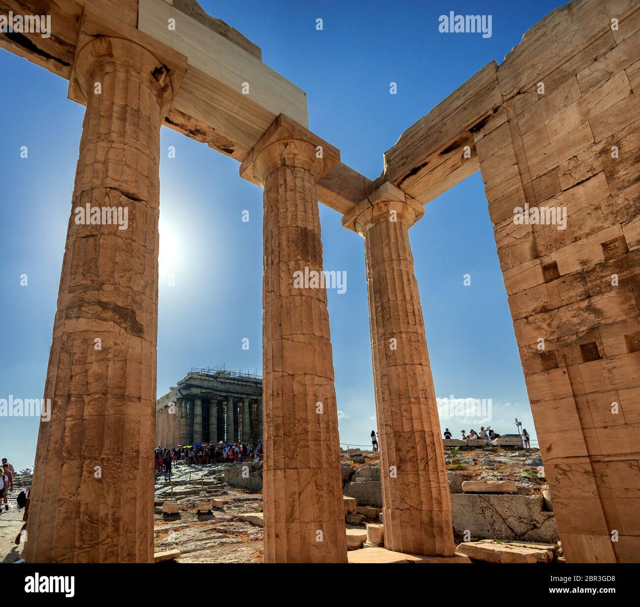 Parthenon colonnade hi-res stock photography and images - Alamy