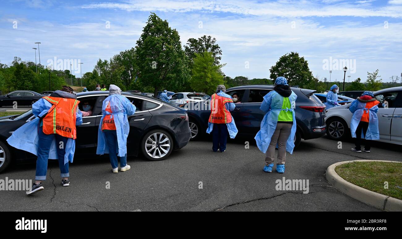 UNITED STATES - May 20, 2020: Volunteers and medical personnel manned ...