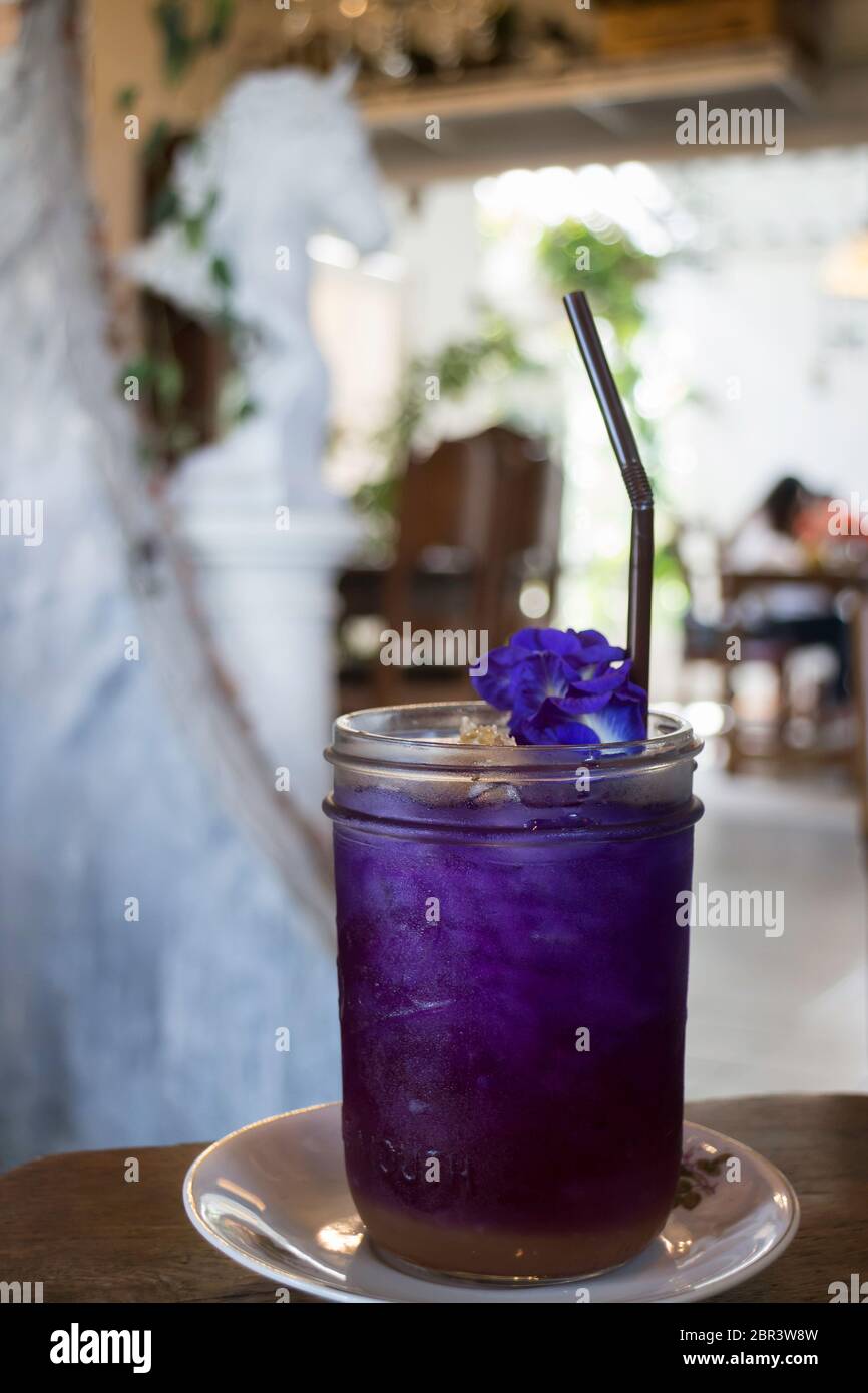 Iced lemon juice mixed with butterfly pea drink, stockphoto Stock Photo ...