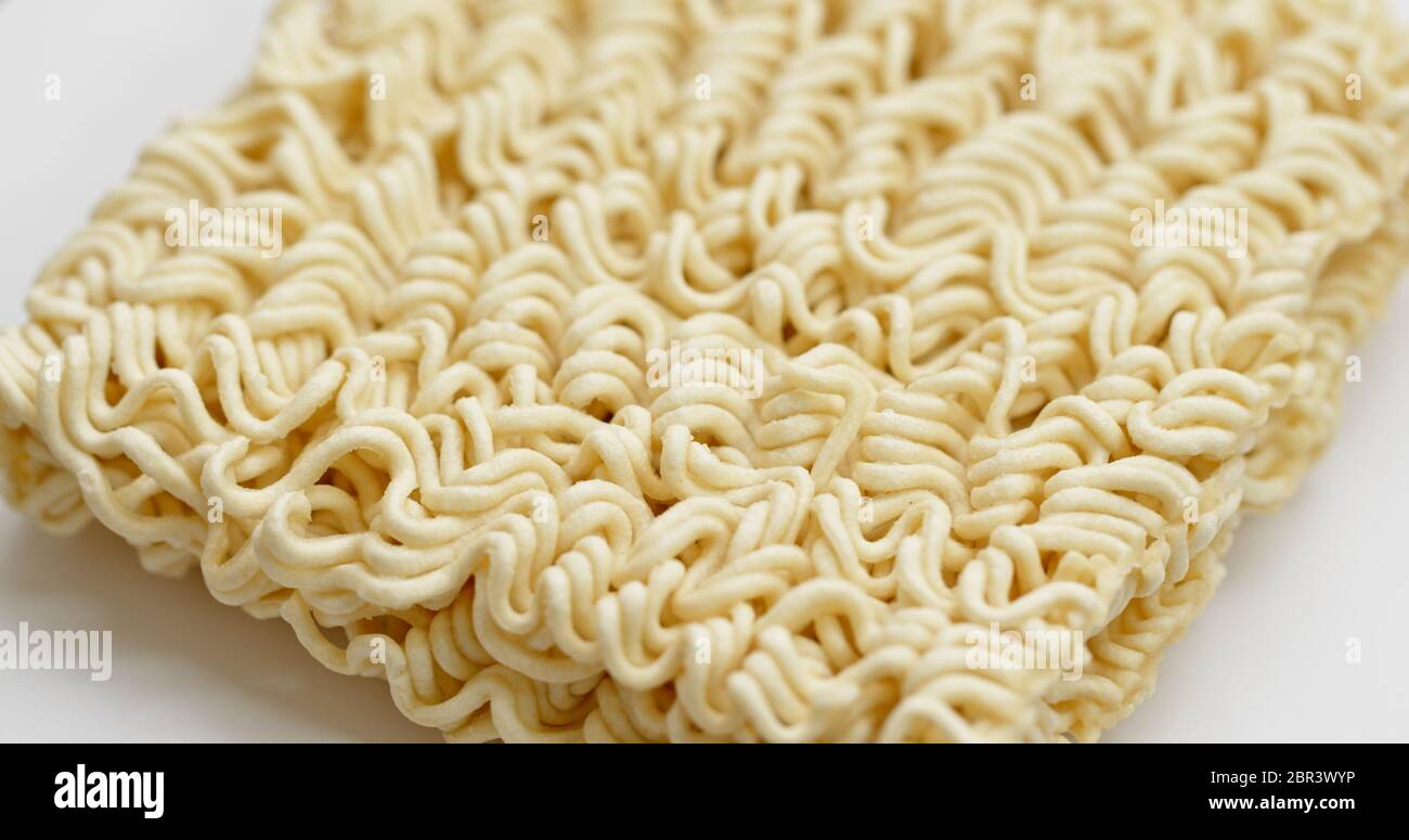 Instant noodles texture Stock Photo - Alamy