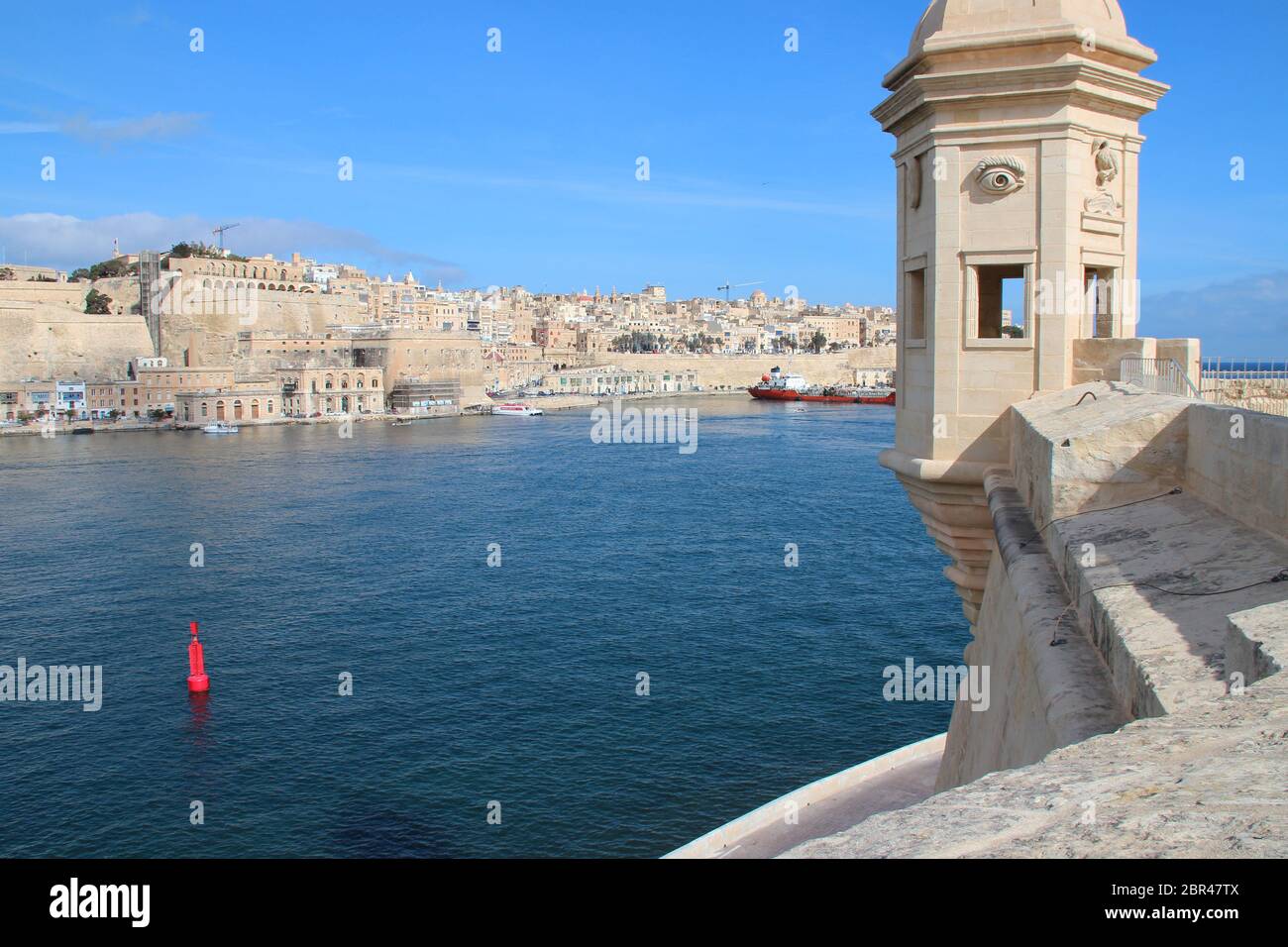 watchtower in the gardjola gardens in senglea and valletta (malta Stock ...