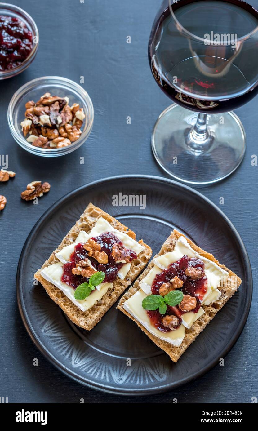 Bread with brie and jam Stock Photo - Alamy