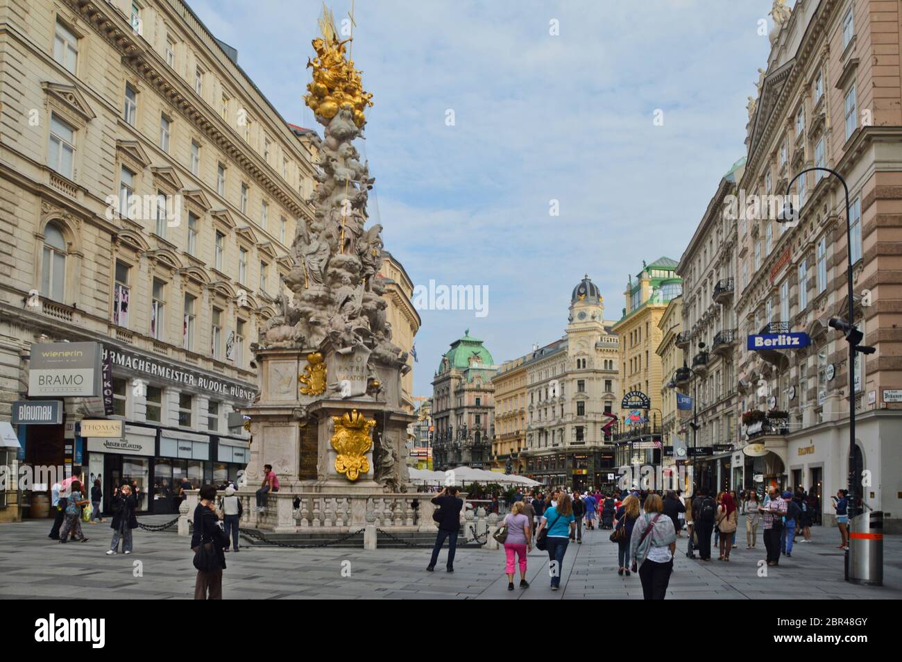 Tourists on the street in the city of Vienna Stock Photo - Alamy