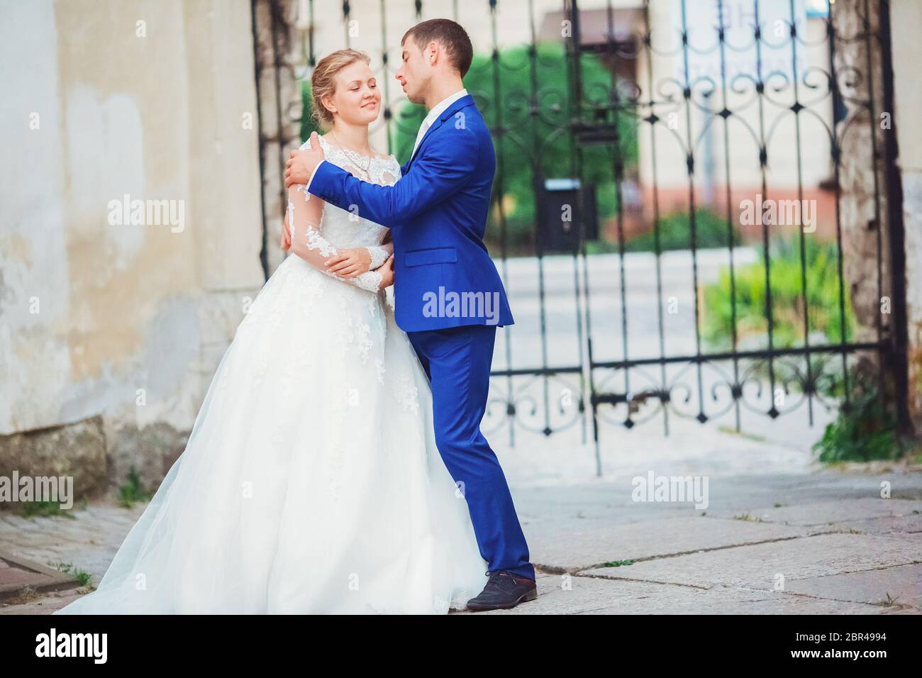 happy romantic young couple celebrating their marriage Stock Photo - Alamy