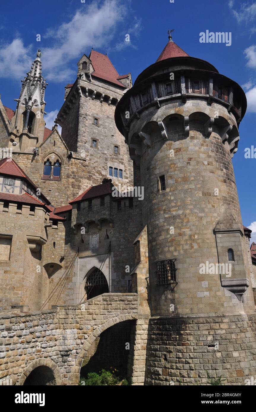 Kreuzenstein castle a hi-res stock photography and images - Alamy
