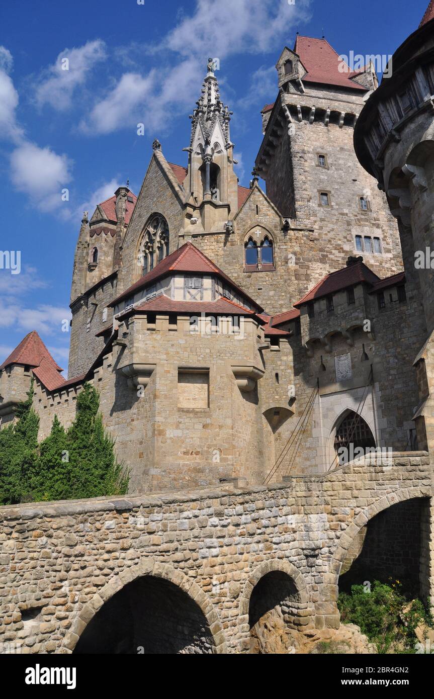 Kreuzenstein castle hi-res stock photography and images - Alamy