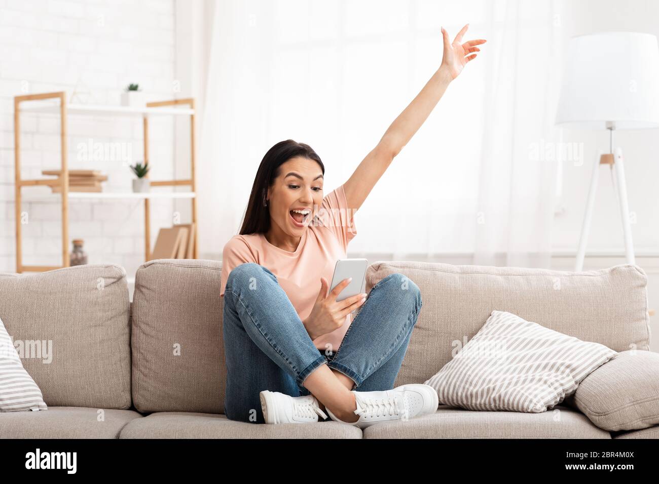 Victory cell hi-res stock photography and images - Alamy