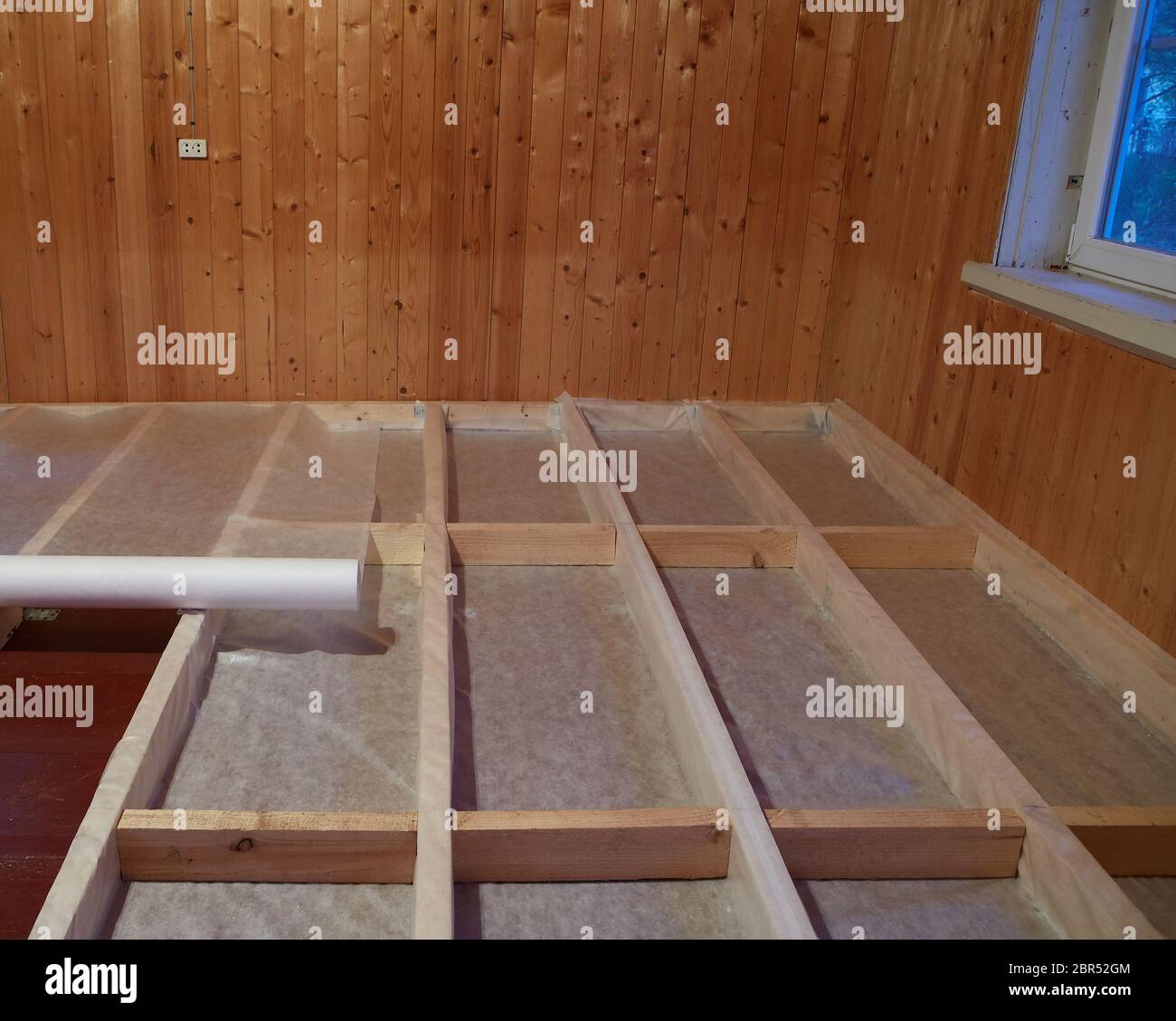 Cross beams hi-res stock photography and images - Alamy